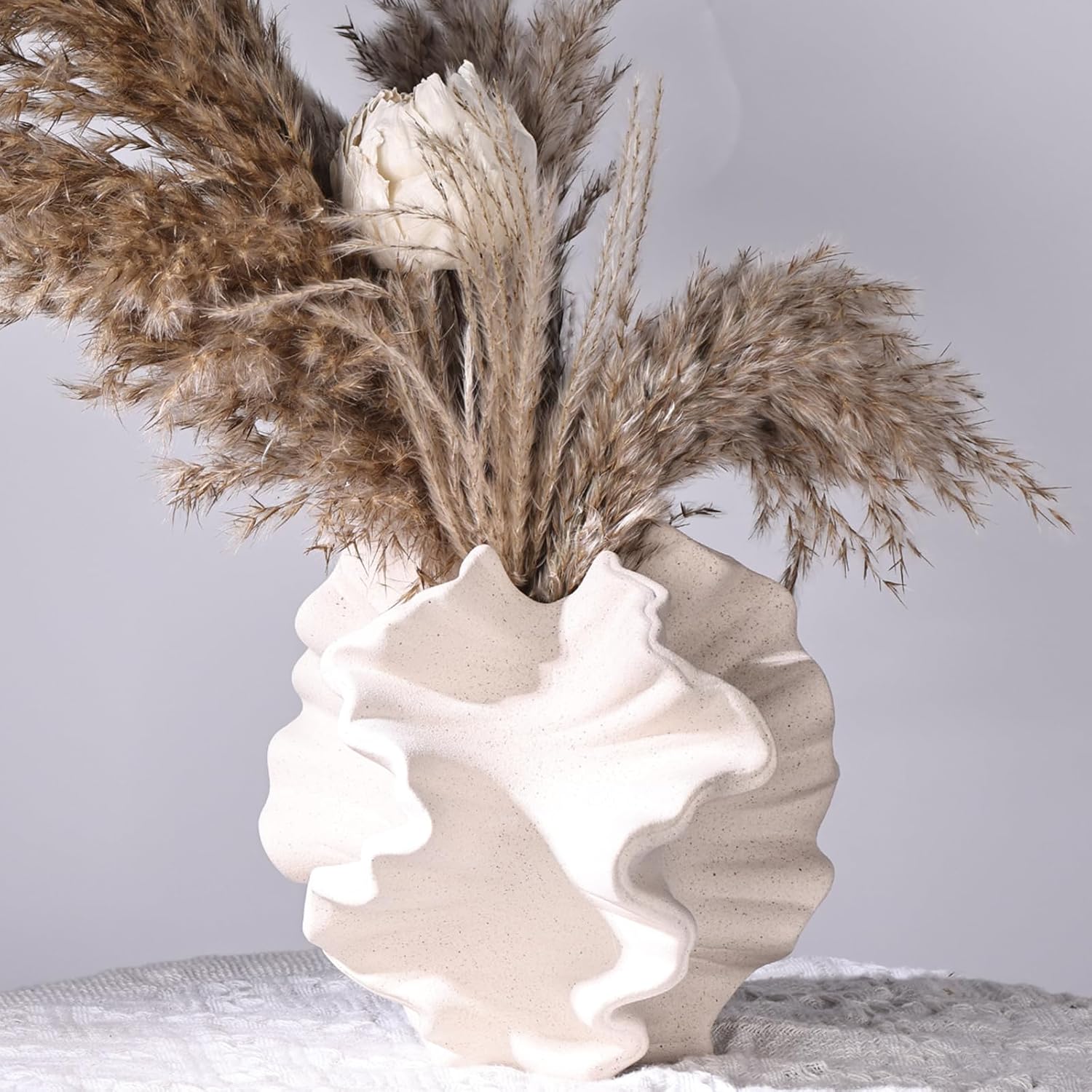 Amazon.com: LINYTHER White Ceramic Coral Vase Decor, Bud Luxury ...