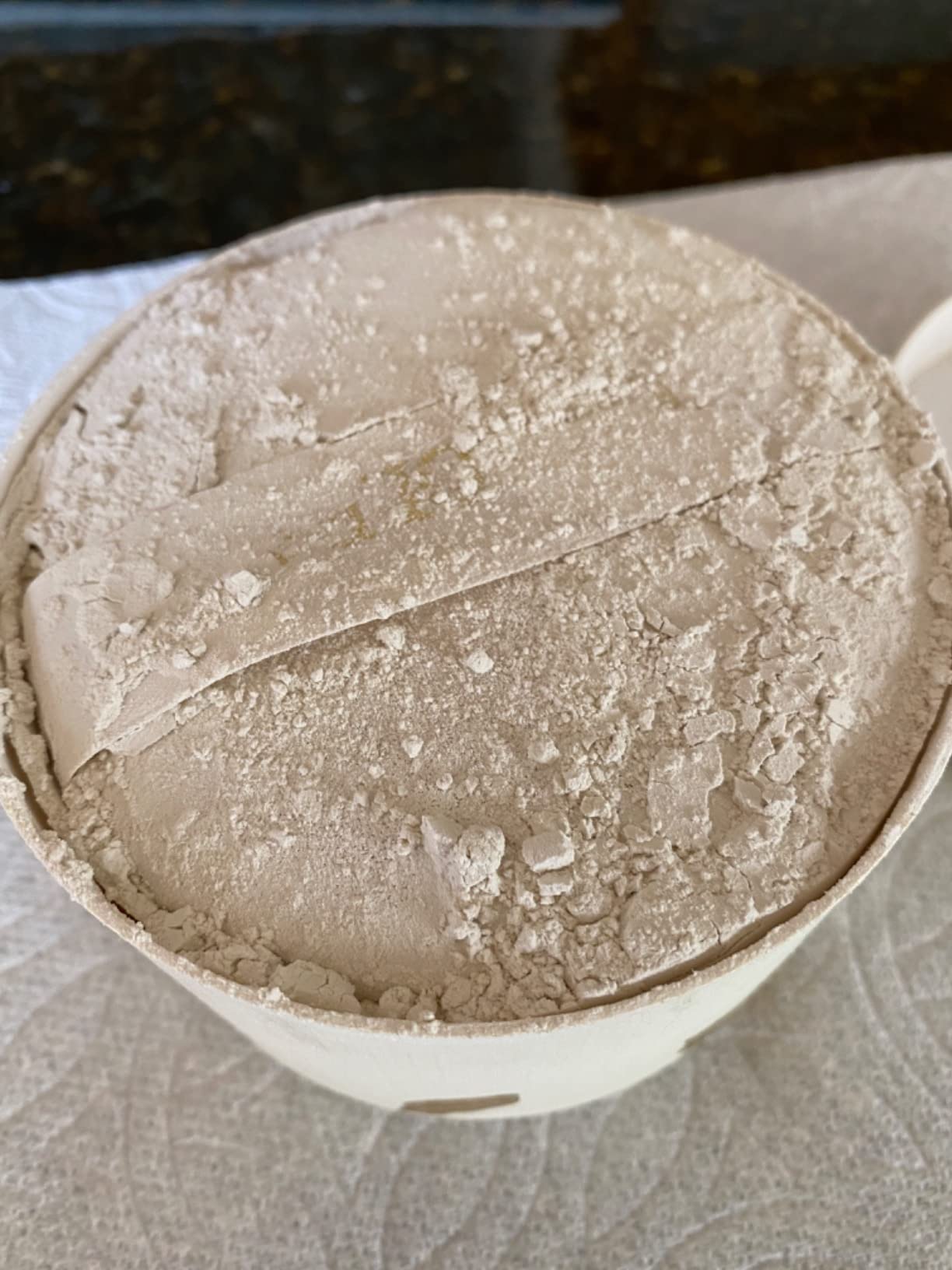 Amazon.com: Thymes Dusting Powder - 3 Fl Oz – Goldleaf : Beauty ...