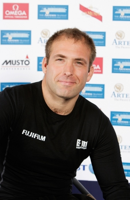 Amazon.co.uk: Alex Bennett: books, biography, latest update