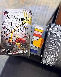 Amazon.com: The Songbird and the Heart of Stone (Crowns of Nyaxia Book 3) eBook : Broadbent ...