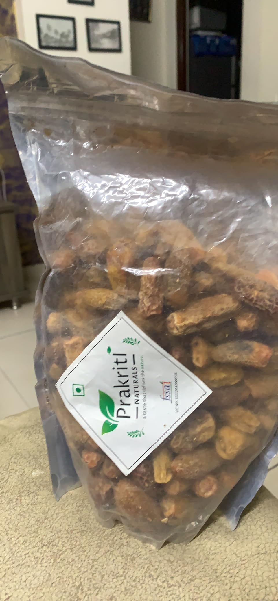 Prakriti Naturals Fresh Yellow Dry Dates Khajur Khajoor 1KG : Amazon.in ...