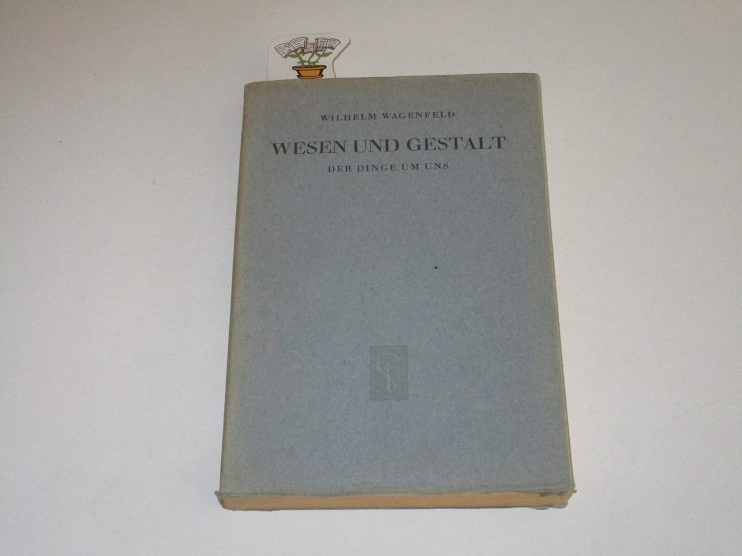 Amazon.com: Wesen und Gestalt der Dinge um uns.: 9783922516675 ...