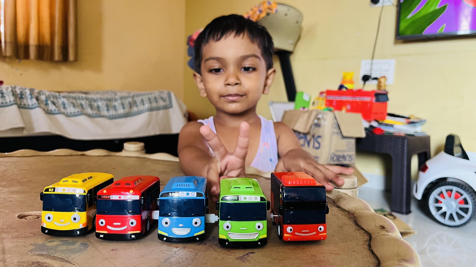 Tayo Kid Little Bus Toy 5 Pcs (Rogi + Gani + Rani + Citu) : Amazon.in ...