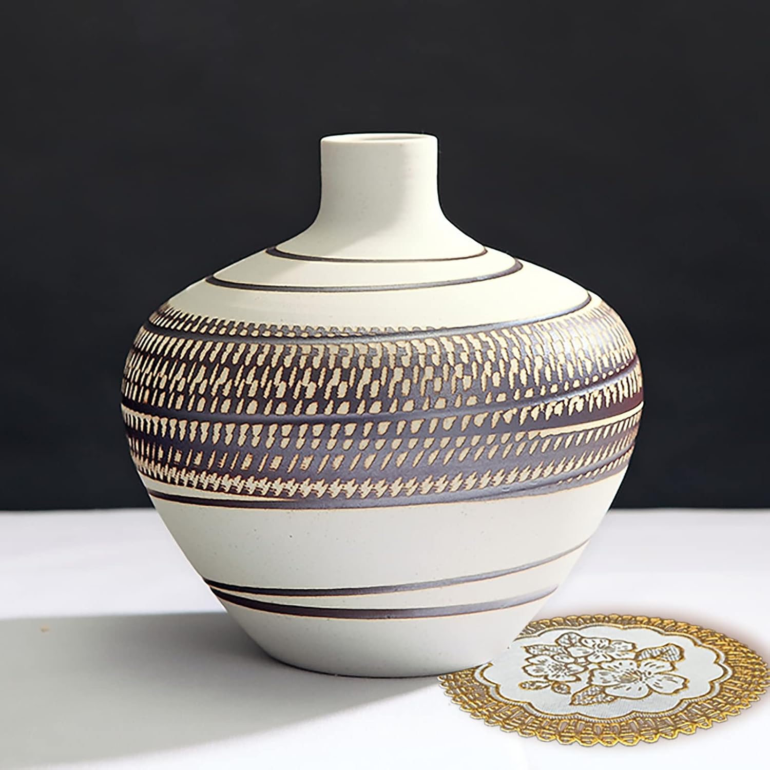 Amazon.com: Ceramic Flower Vase with Pads, 5.1" W x 7" H Boho Decor ...