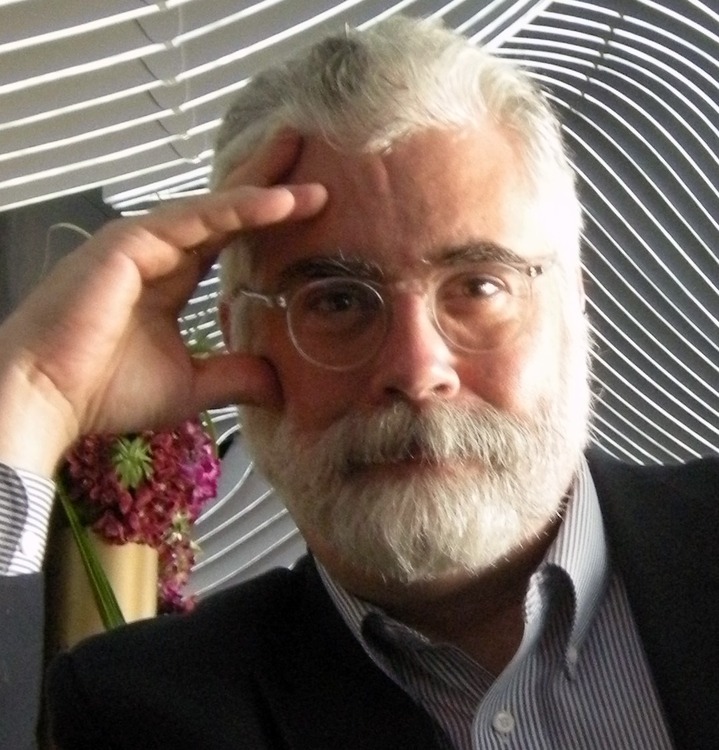 Amazon.com: Michael J. Crosbie: books, biography, latest update