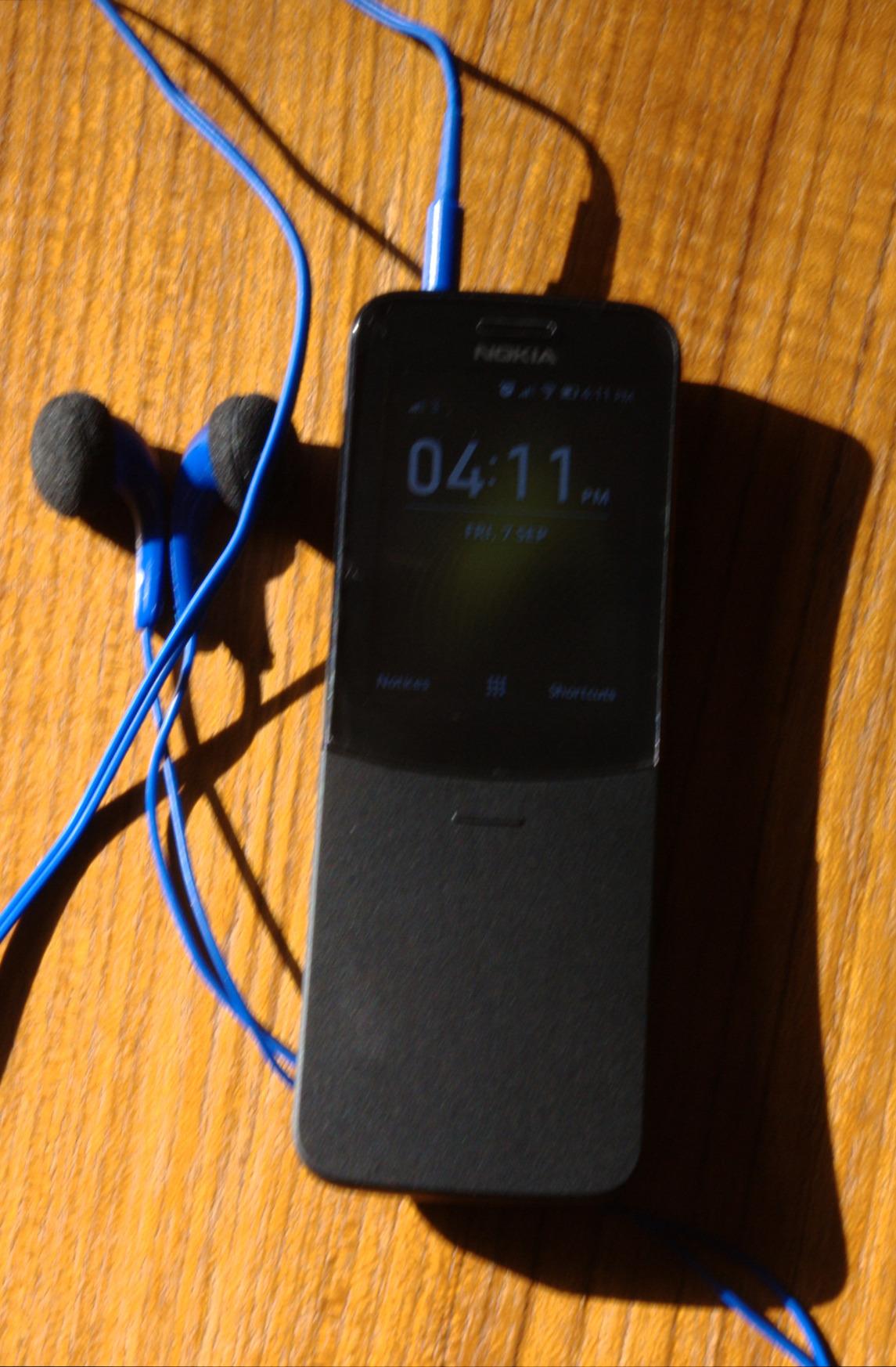 Nokia 8110 4G (Single Sim) - Black: Amazon.co.uk: Electronics & Photo