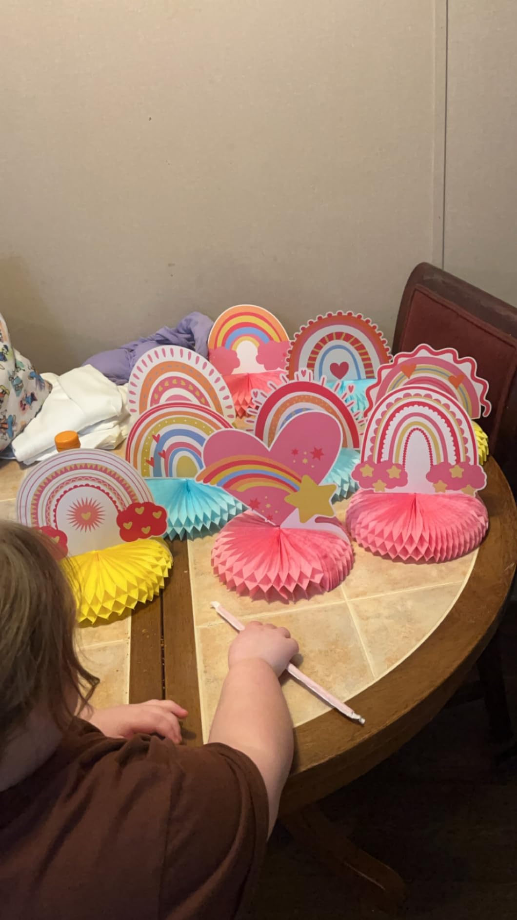 Amazon.com: ZEYGC 9pcs Rainbow Party Decorations Colorful Clouds ...