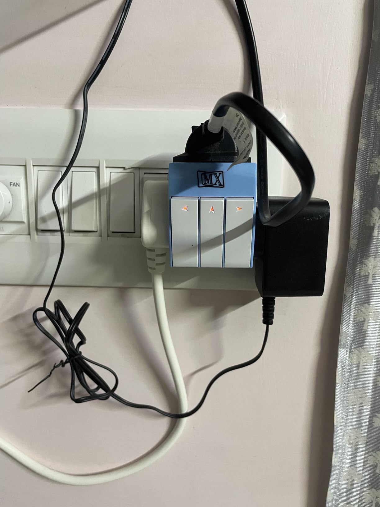 MX -4006 3 PIN 3 Way Universal Multi Plug with Individual Switch ...