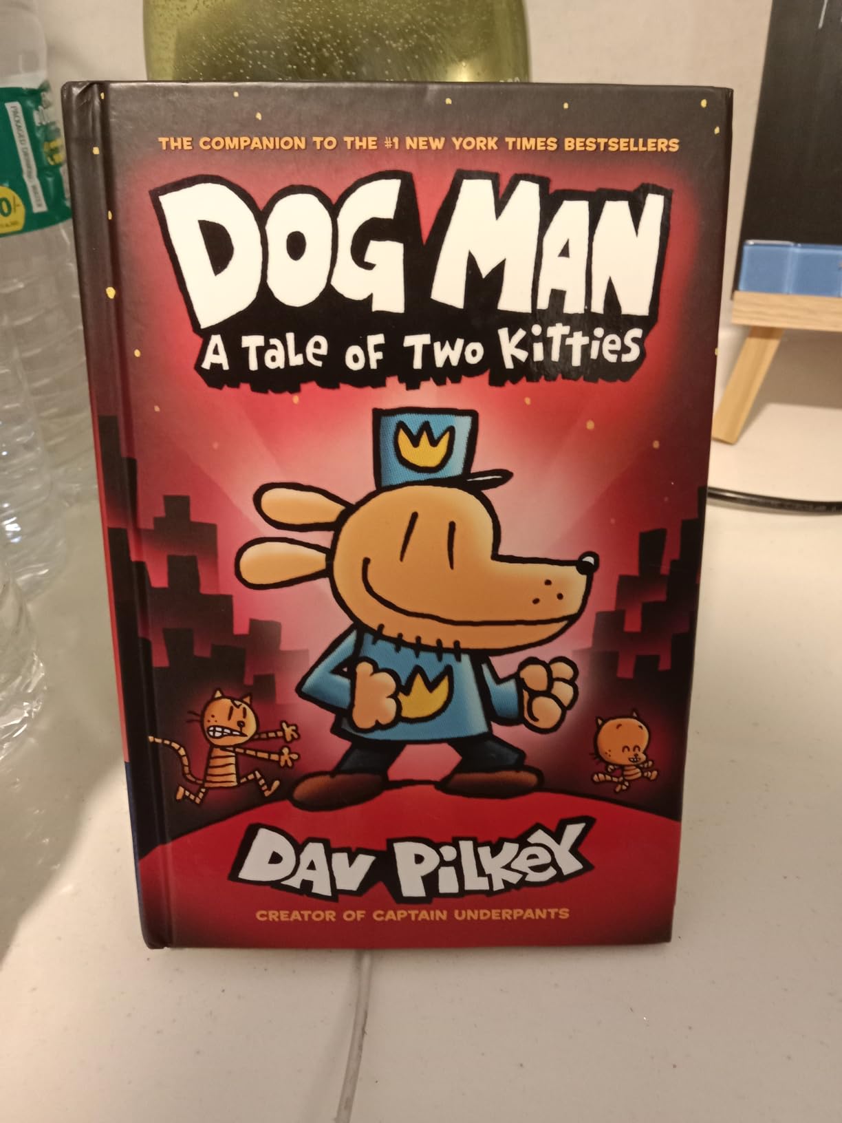 DOG MAN #03: A TALE OF TWO KITTIES : Pilkey, Dav, Pilkey, Dav: Amazon ...