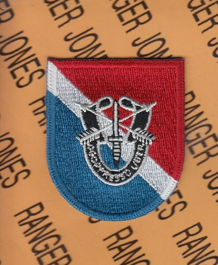 Amazon.com: 11th Special Forces Group Airborne SFGA Reserve Beret Flash ...
