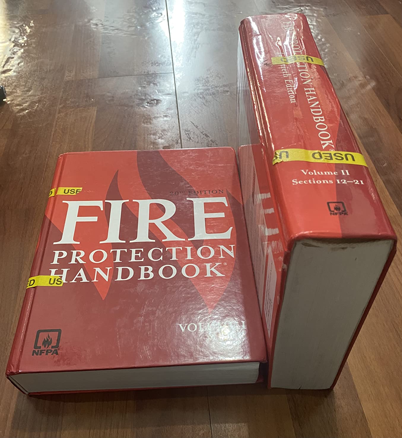 Fire Protection Handbook (2 Volume Set): 9780877657583: Medicine ...