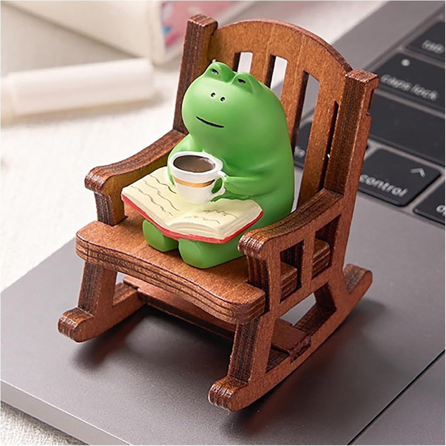 Amazon.com: Ants Footsteps Miniature Frog Statue Cute Frog on Rocking ...