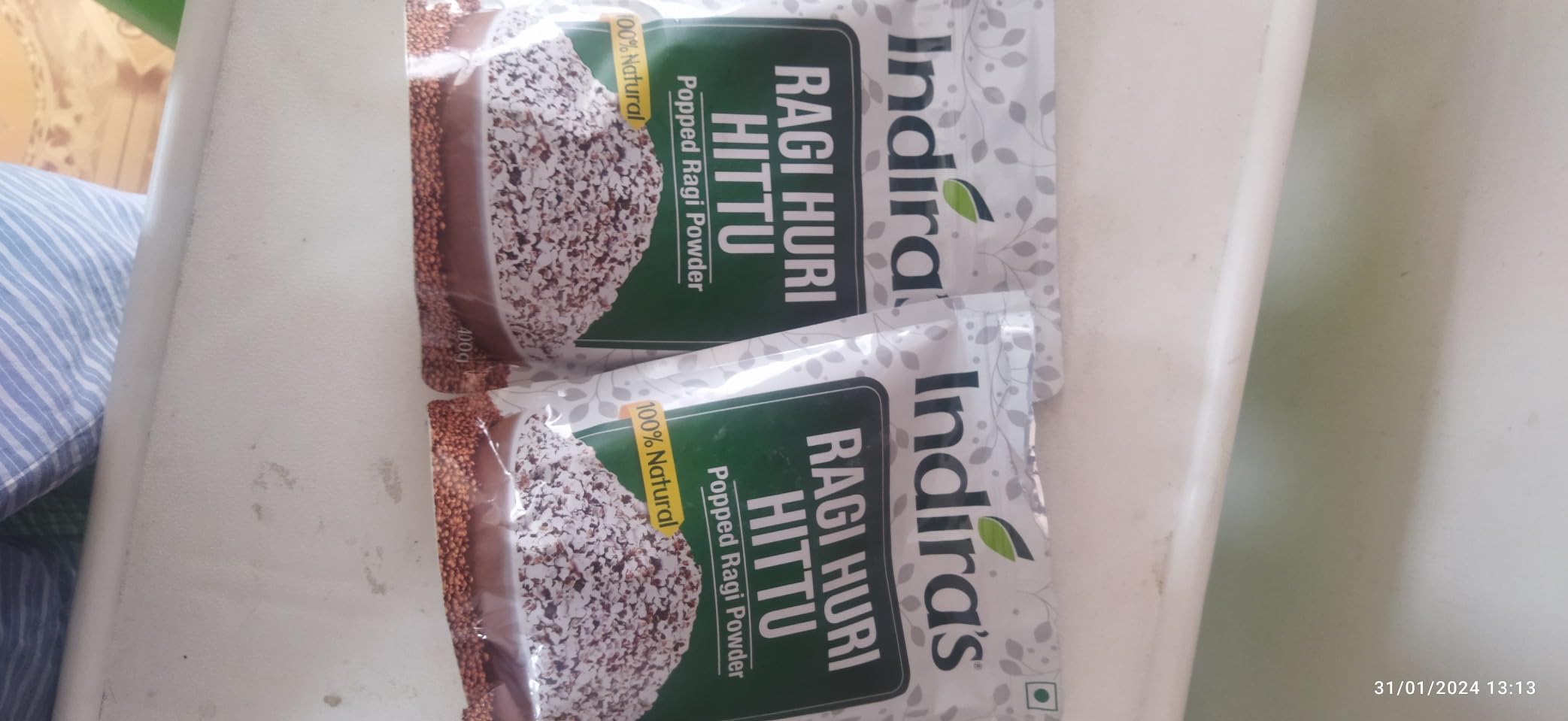 Indira's Ragi Huri Hittu, Tasty Popped Ragi Flour (400g x 2) : Amazon ...