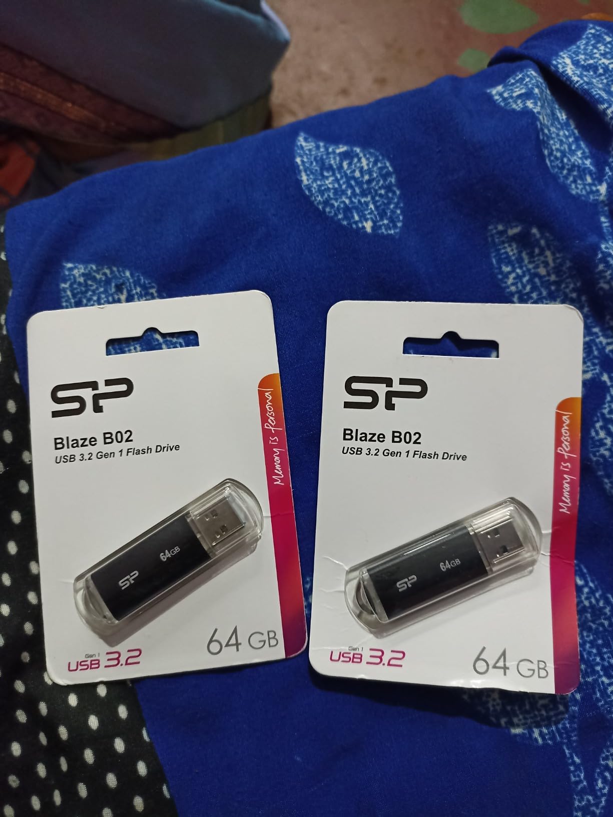 SP Silicon Power 64Gb USB 3.0 Pen Drive with Black Hairline Finish and ...