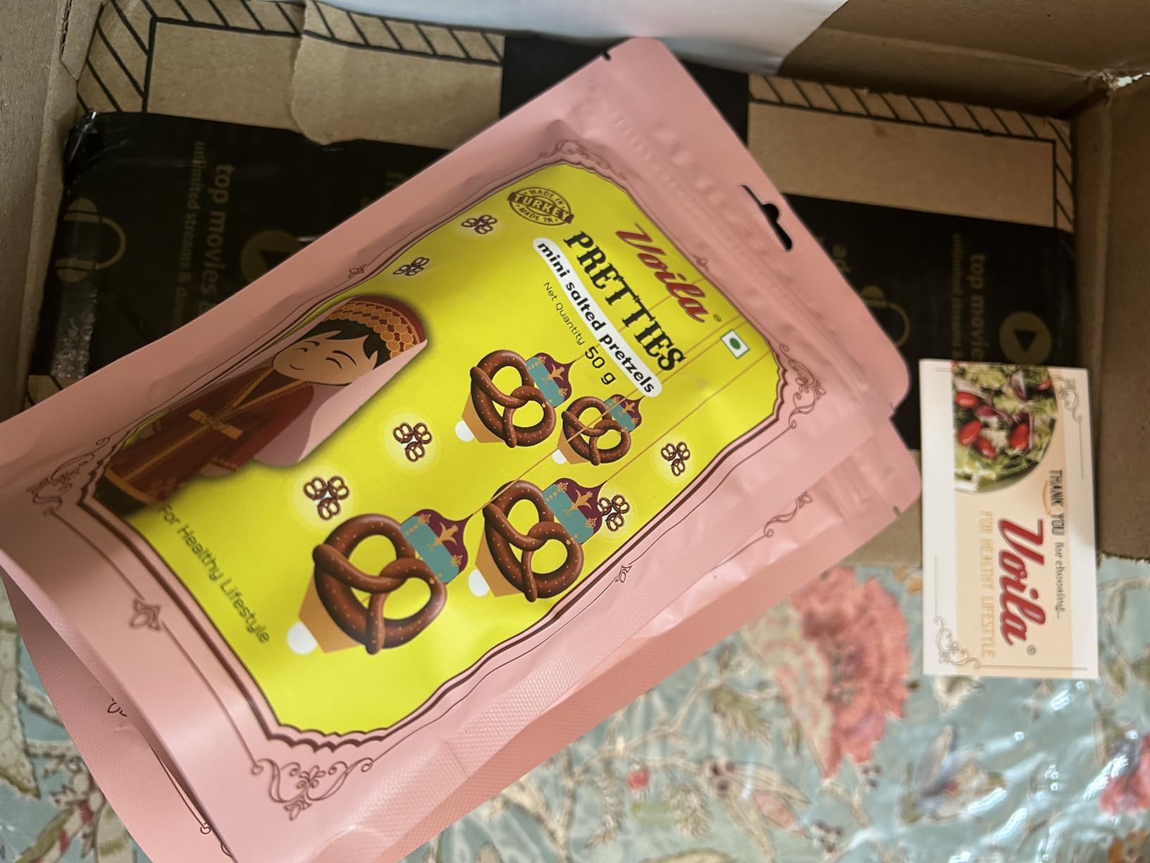 Voila Pretties Mini Salted Pretzels 50 gm : Amazon.in: Grocery ...