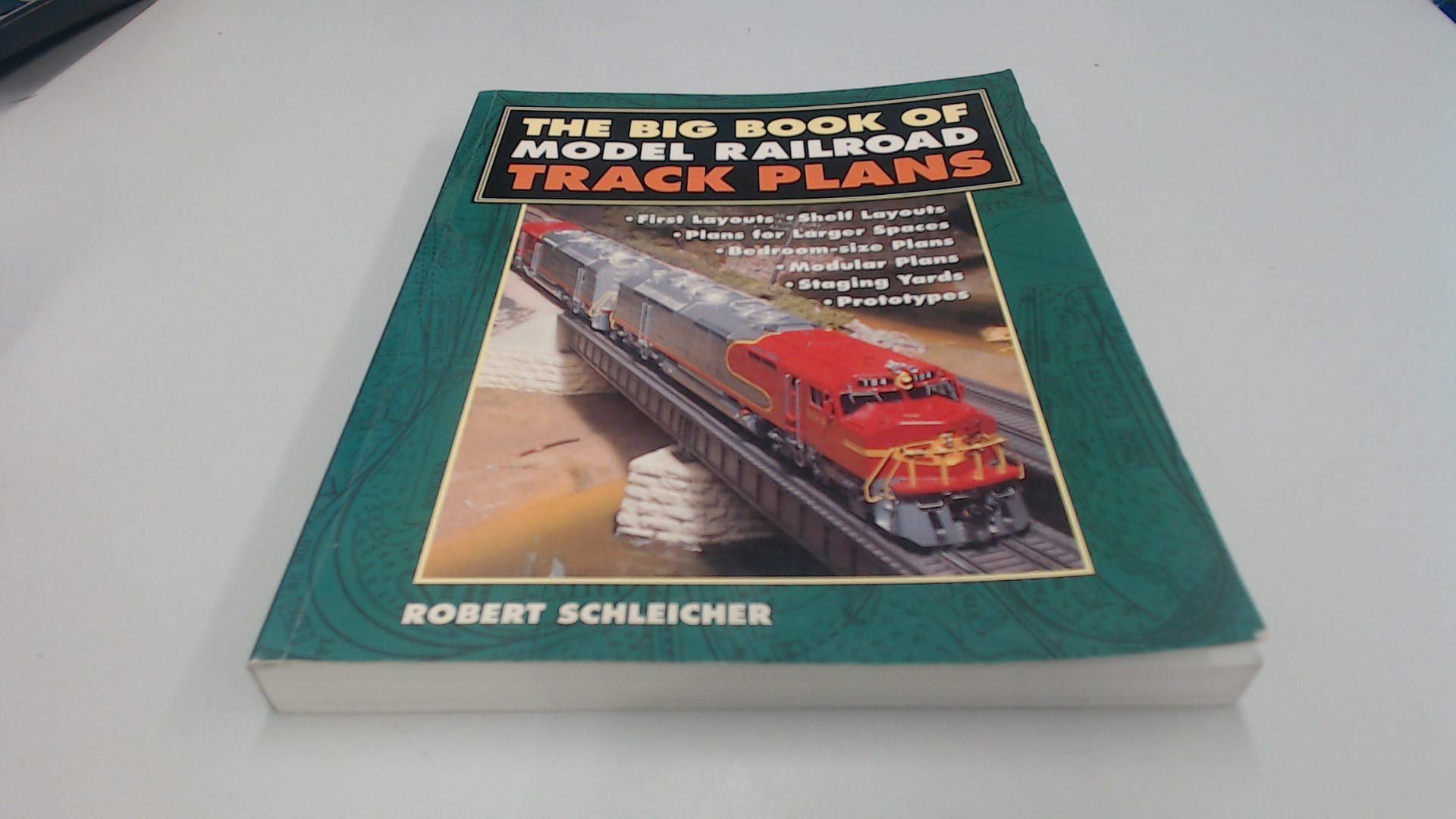 The Big Book of Model Railroad Track Plans: Schleicher, Robert ...
