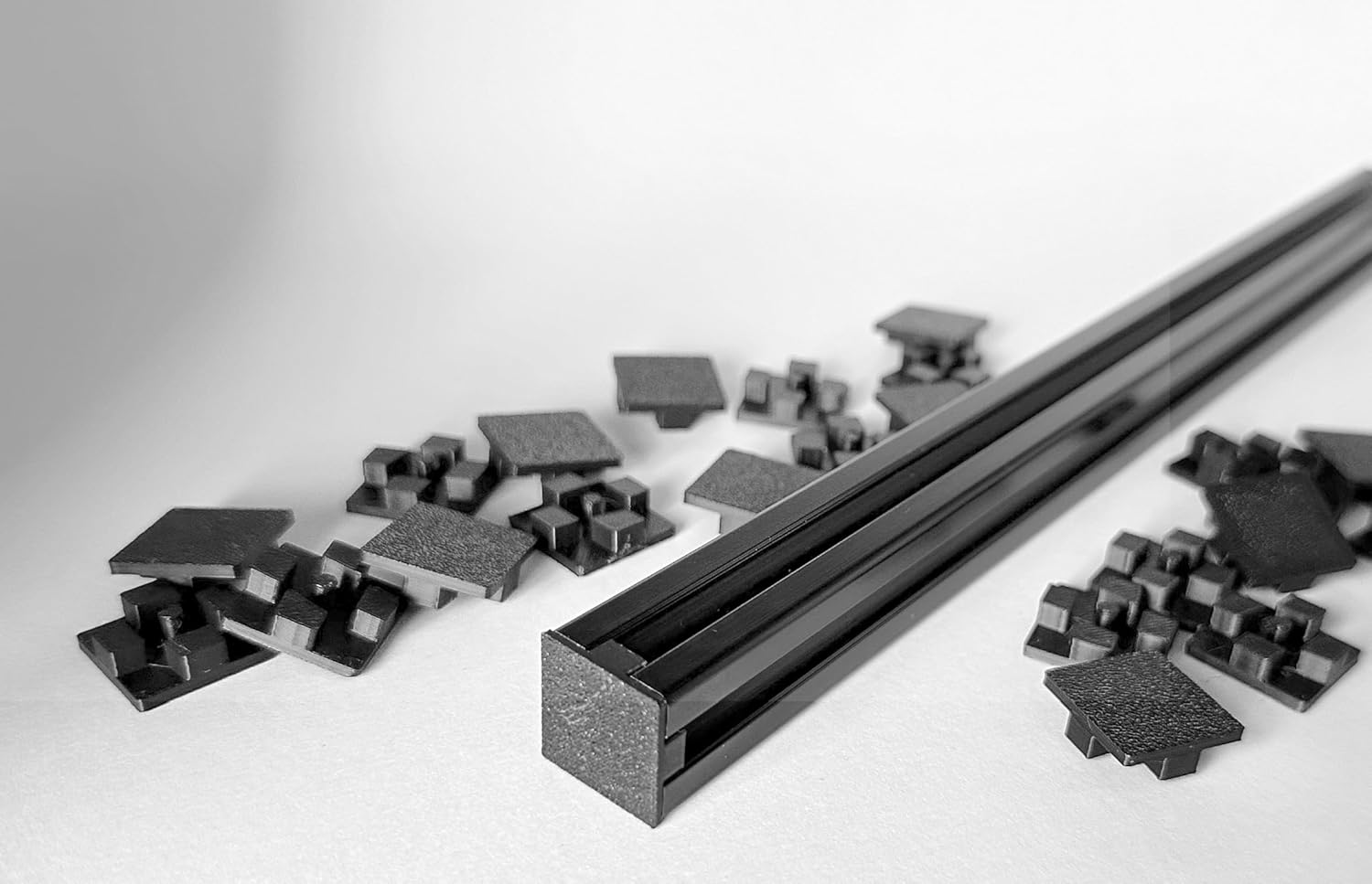 Amazon.com: 25-Piece Set - End Caps for 2020 Aluminum Extrusion Profile ...