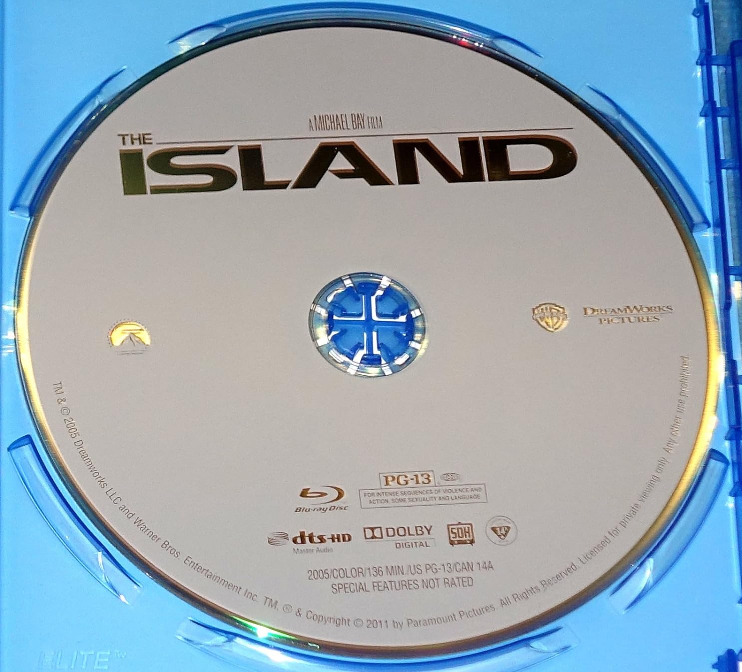 Amazon.com: The Island : Ewan McGregor, Sean Bean, Djimon Hounsou ...