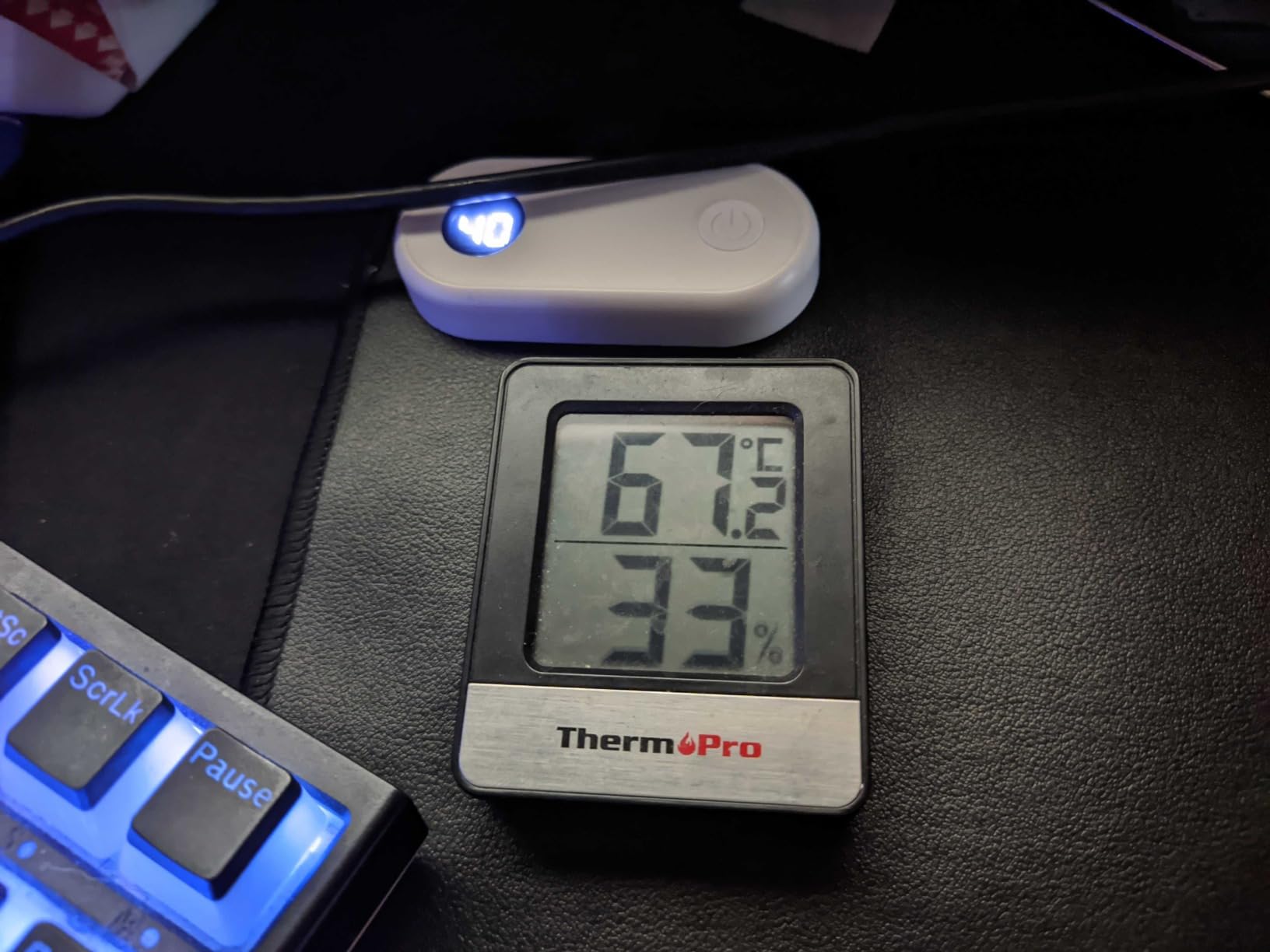 VIHOSE 2 Pcs Heated Desk Pad USB Mouse Hand Warmer Electric Warm Faux ...