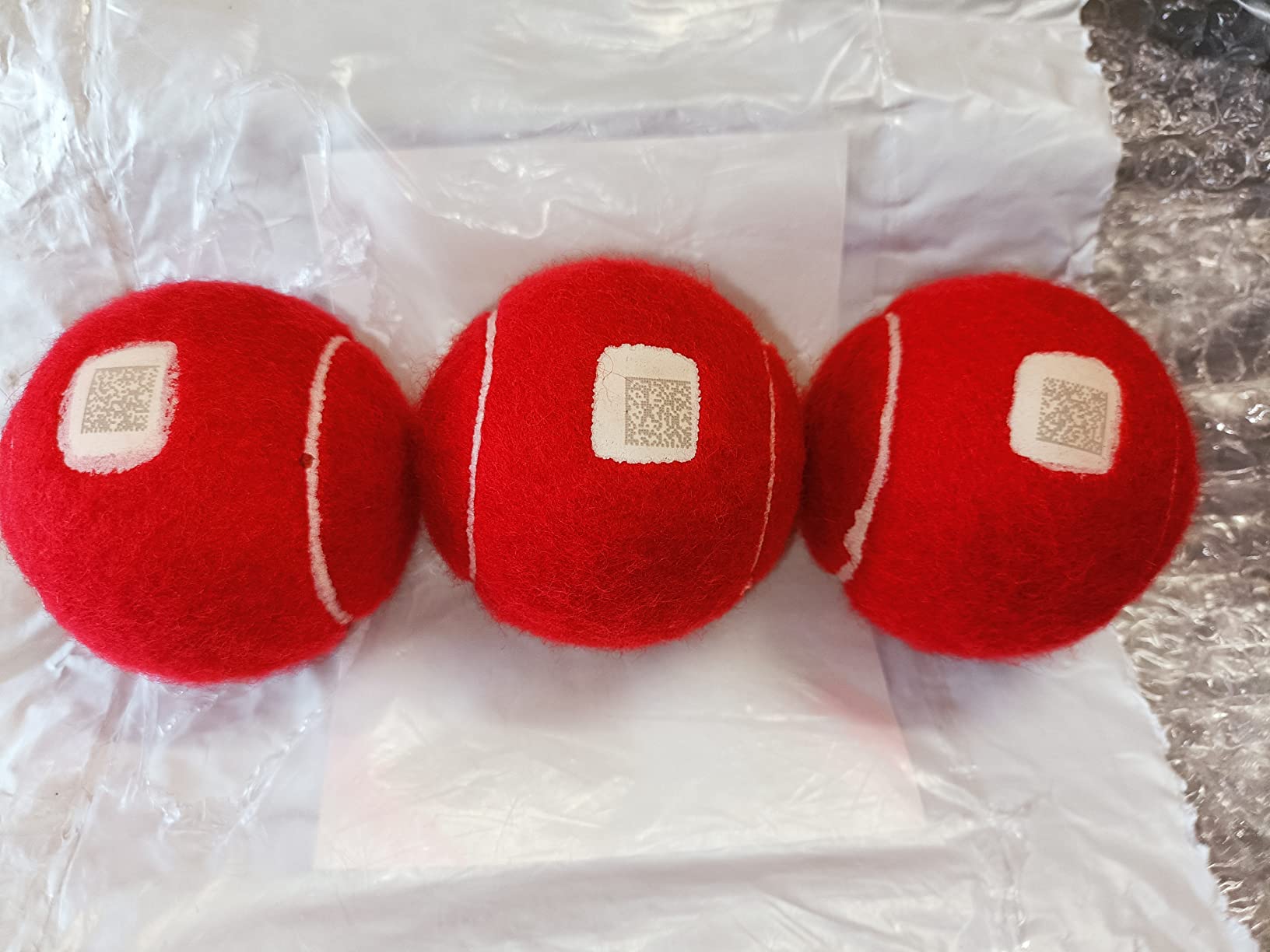 SiXiT Red Heavy Cricket Tennisball Pack of 6 : Amazon.in: Sports ...