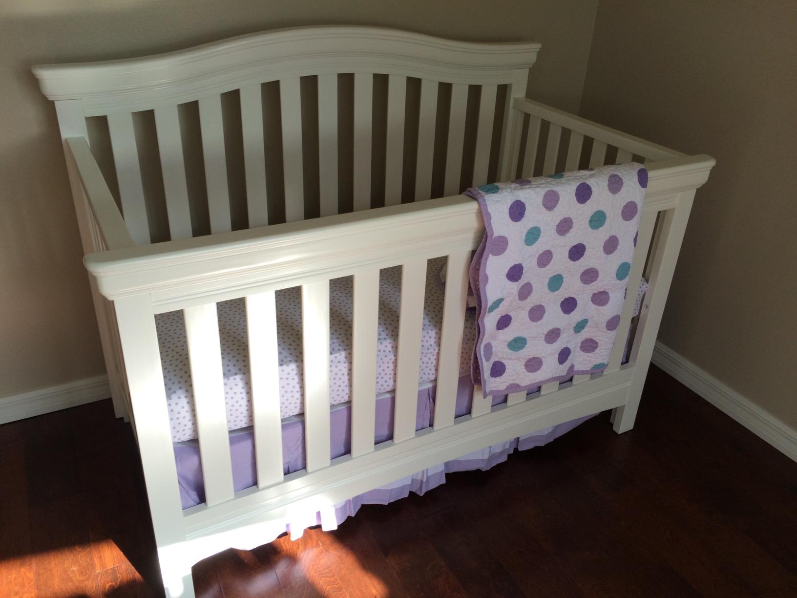 Amazon.com : CoCaLo Mix & Match Violet Coverlet, Jumbo Dot/Dottie : Baby