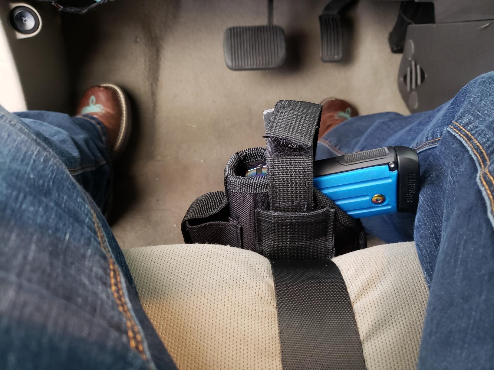 Amazon.com : Universal Vehicle Mount Car Truck Gun Pistol Conceal ...