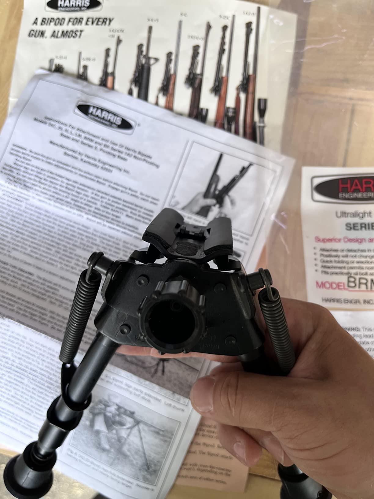 $21/mo - Finance Harris Engineering S-BRM Hinged Base 6 - 9-Inch BiPod,Black | Buy Now, Pay Later