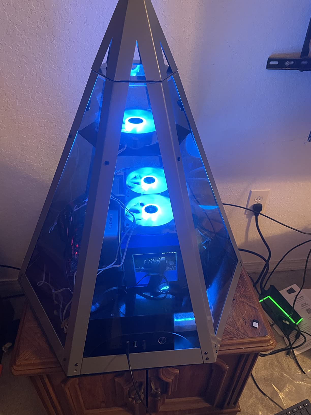 $28/mo - Finance KEDIERS Diamond Pyramid ATX PC Case Innovative Gaming ...
