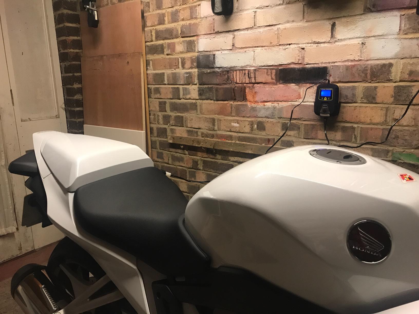 Oxford EL570 Oximiser 900 Essential Battery Management System, Black ...