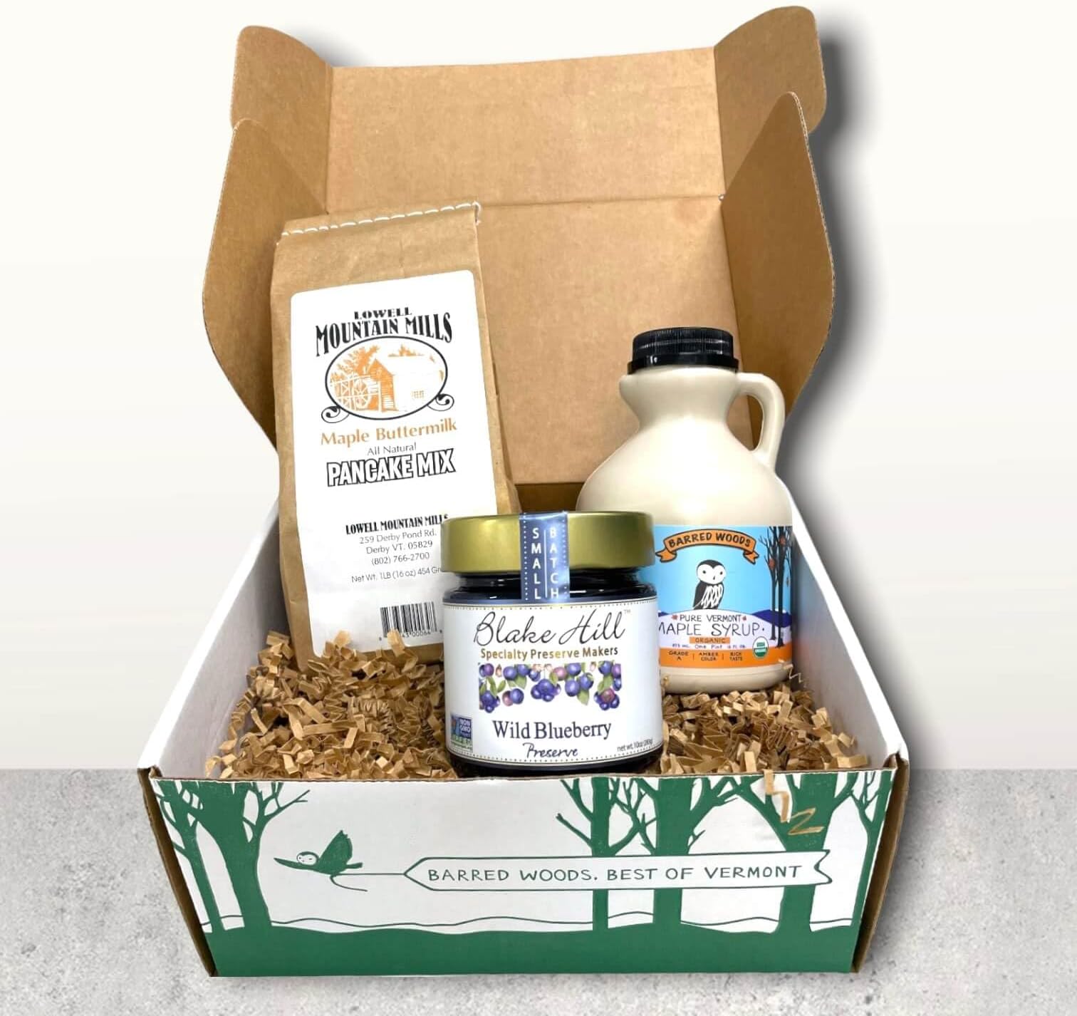 Amazon.com : Taste of Vermont Gift Box with Maple Syrup, Pancake Mix ...