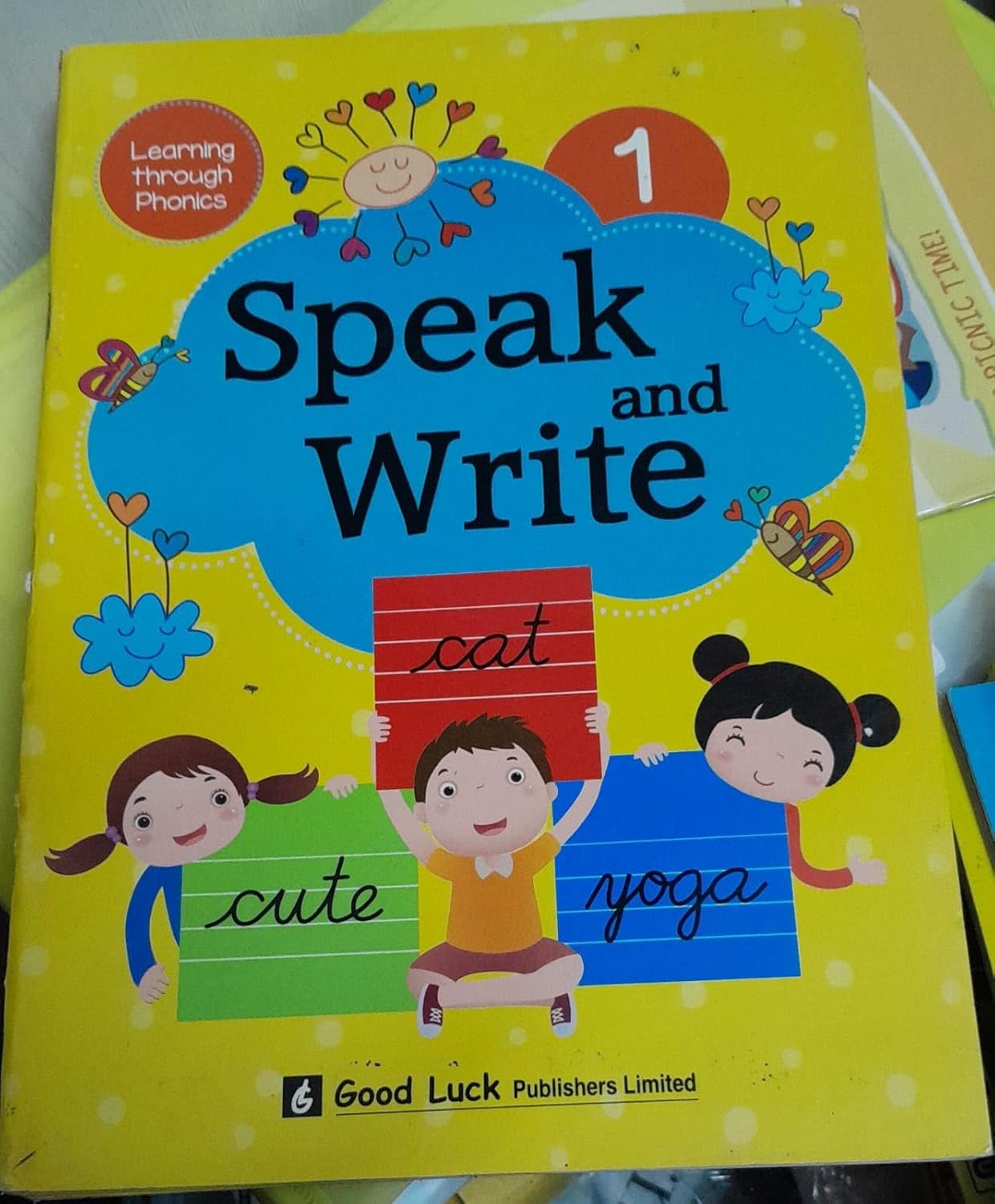 Speak and Write 1 : Good Luck: Amazon.in: Books