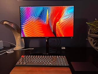 Amazon.com: HP OMEN 27k UHD 144Hz Gaming Monitor, 4K UHD Display (3840 ...