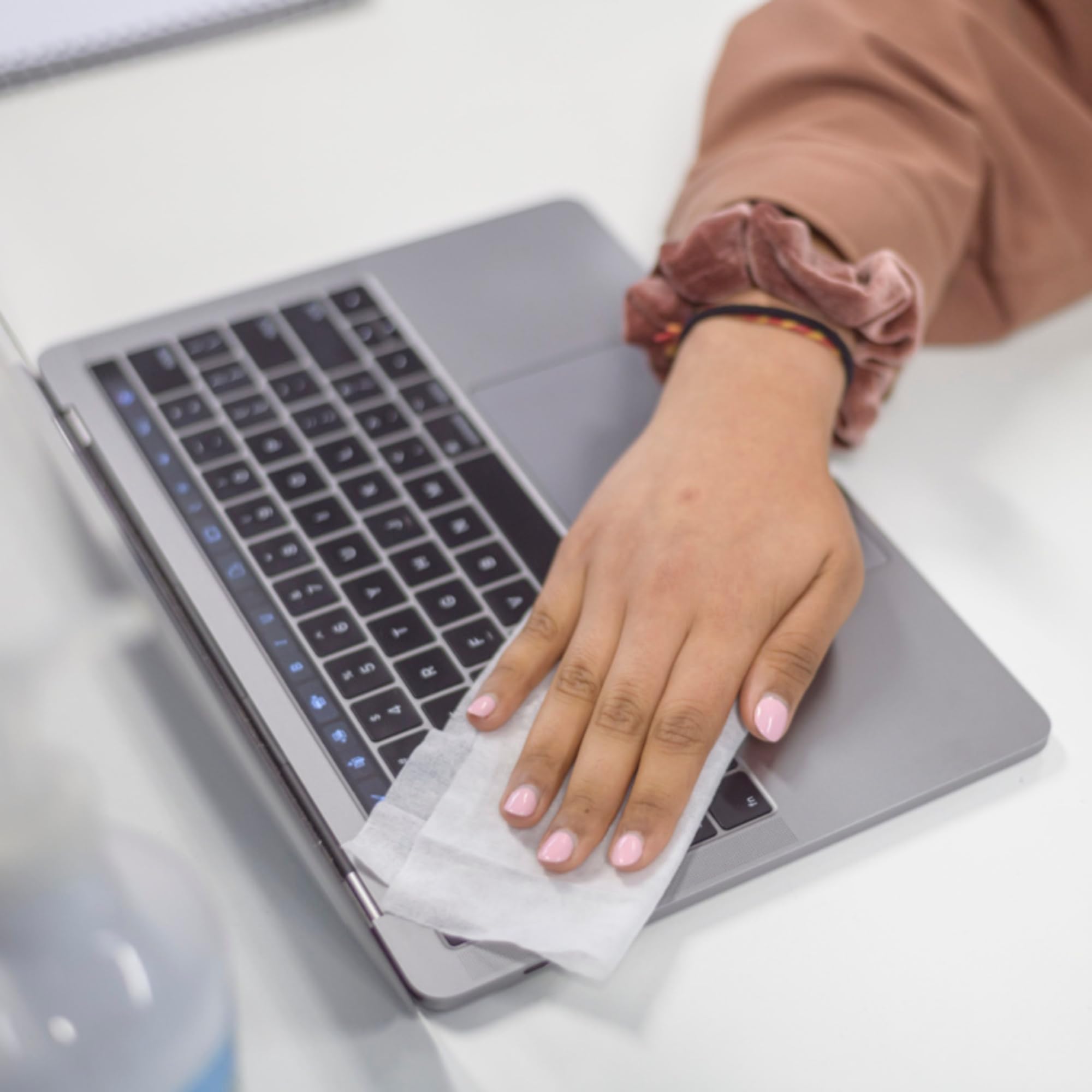 Sani-Cloth Plus Hard Surface Disinfectant Wipe, 160 Count, Q89072 ...