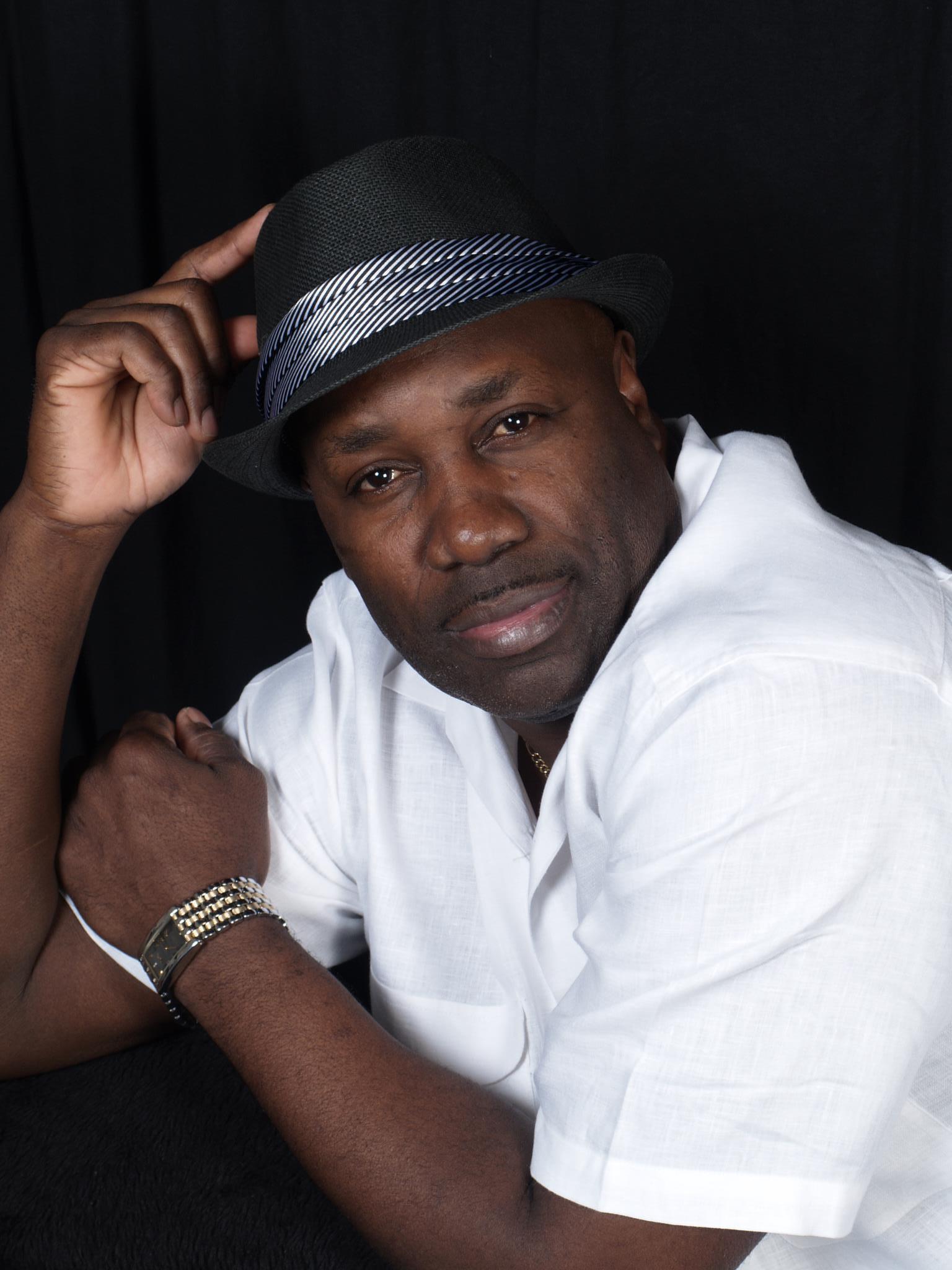 Amazon.com: Bernard Snyder: books, biography, latest update