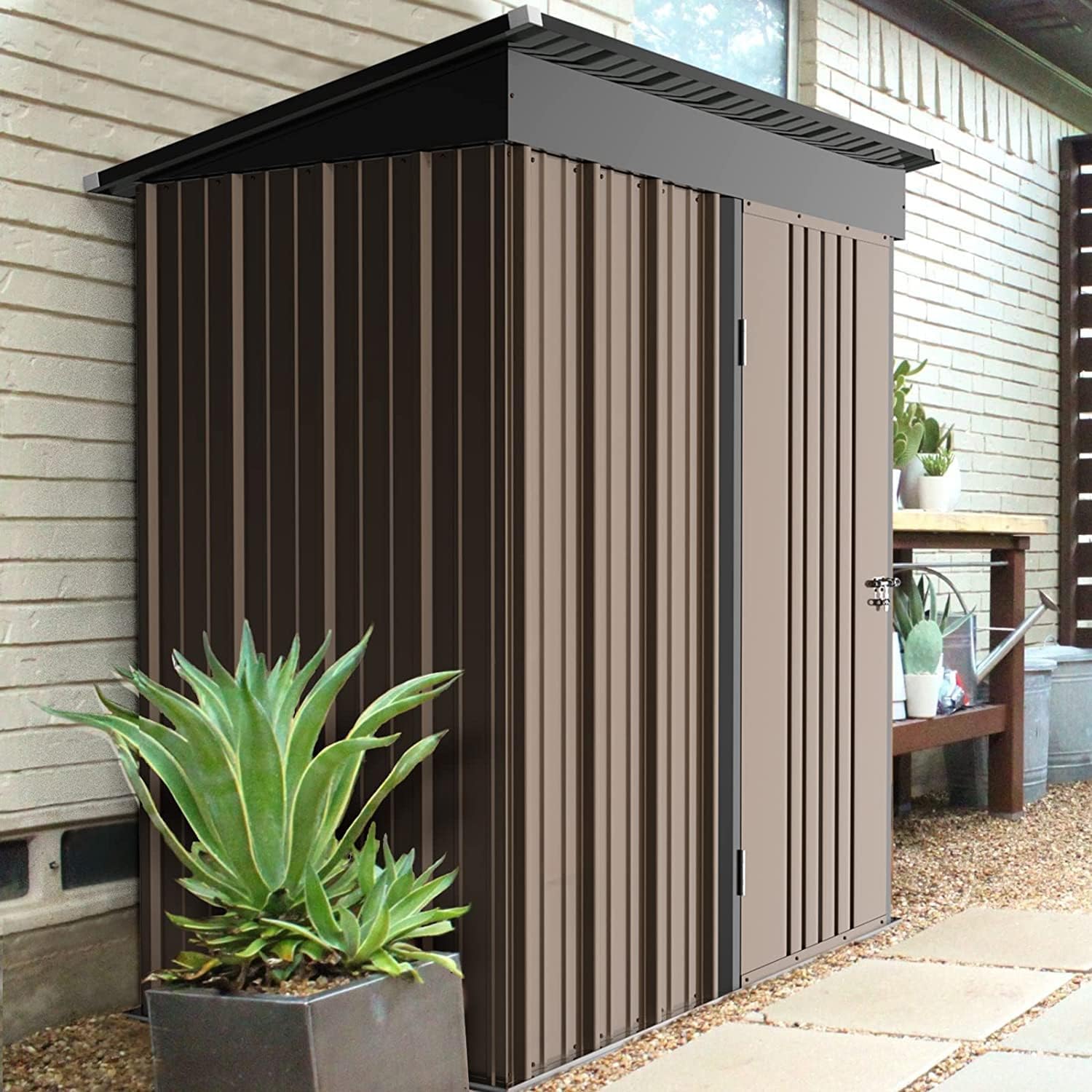 LEMBERI Outdoor Storage Shed - 5x3 FT, Puerta Bloqueable, Impermeable ...