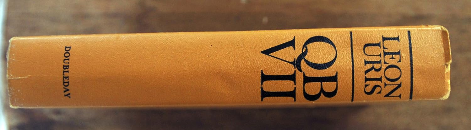 Qb V11: Leon Uris: Amazon.com: Books