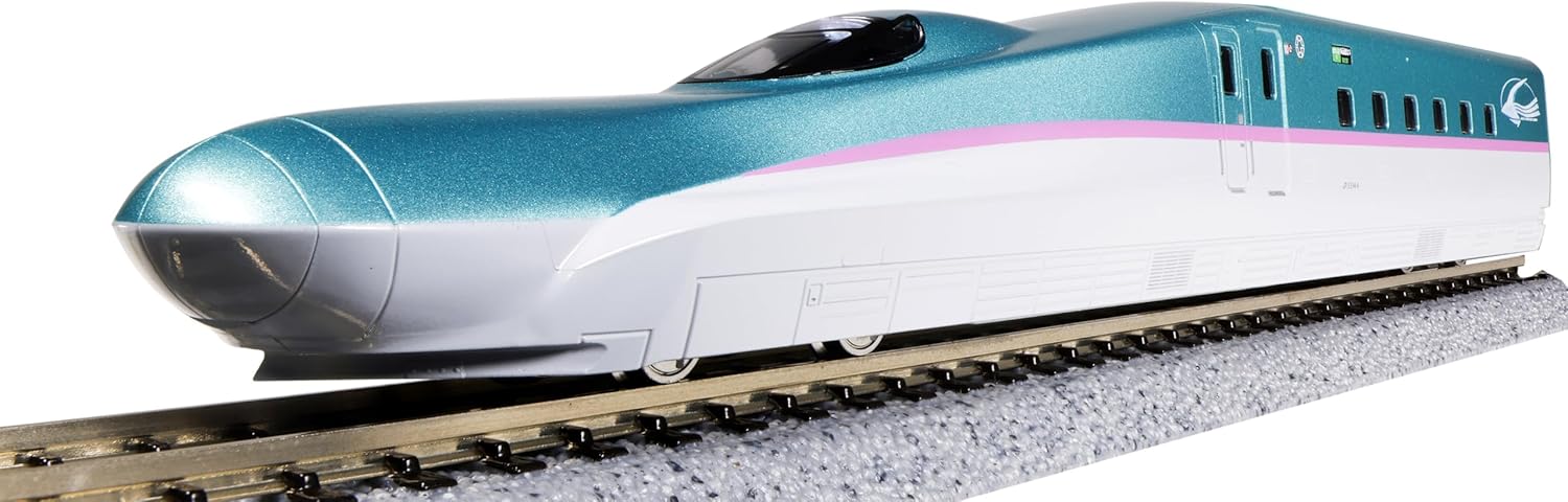 Amazon.com: Kato Traveling N Gauge E5 Series Shinkansen Hayabusa 12-002 ...
