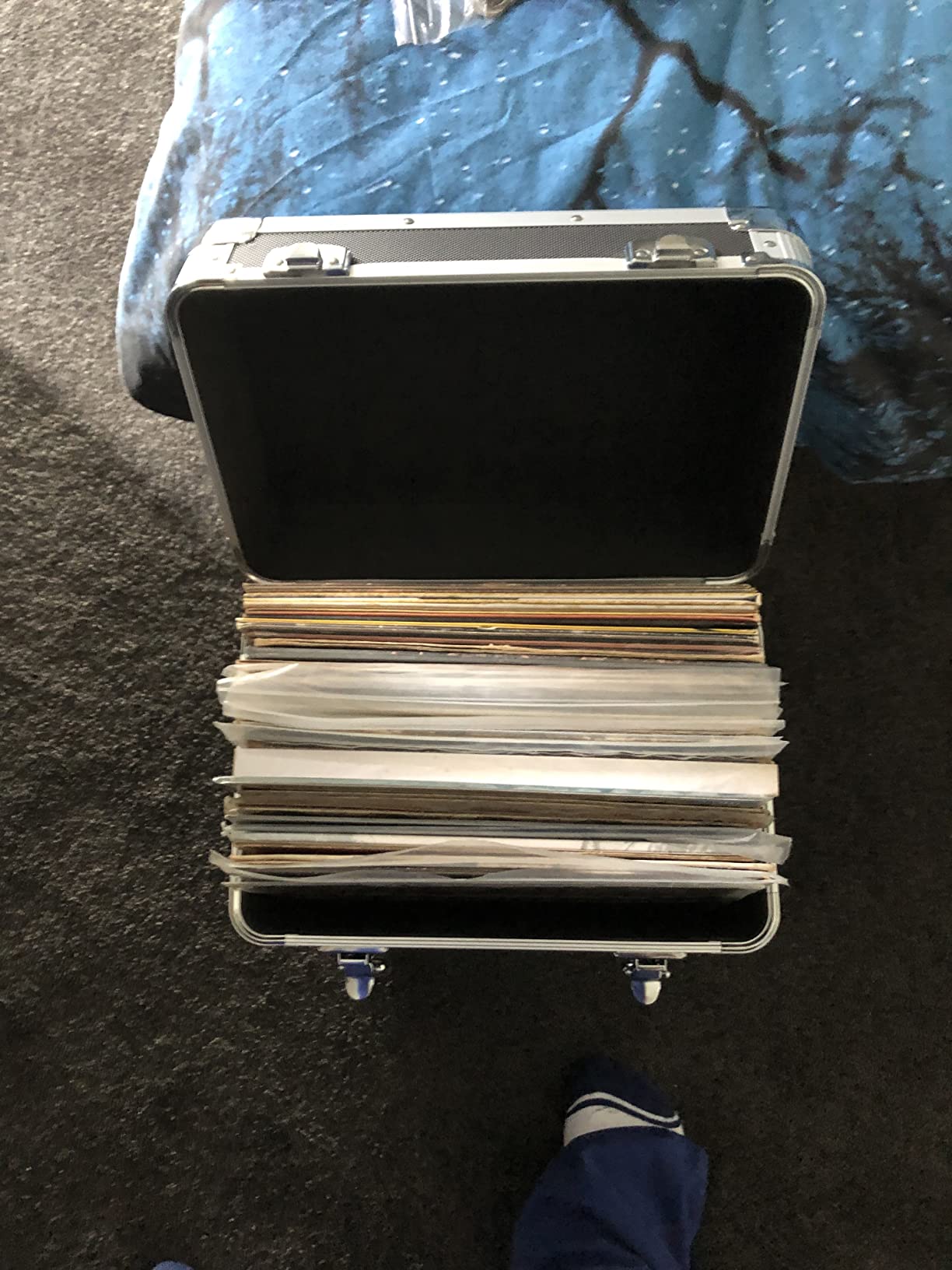 Vinyl Record Storage Carrying Case for 80 LPs Turntable Albums : Amazon ...