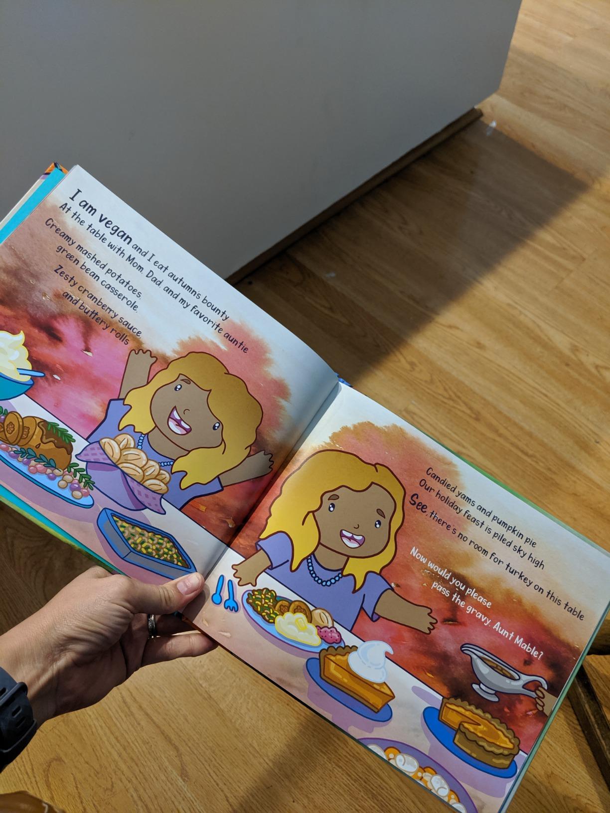 What Vegan Kids Eat!: Amber Pollock, Kayleigh Castle, Kayleigh Castle: 9781940184470: Amazon.com ...