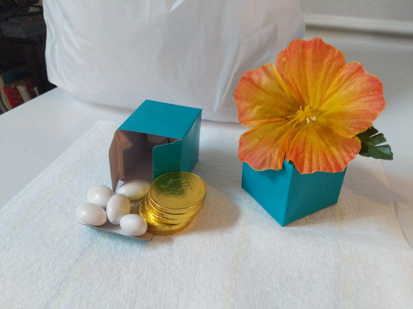 Amazon.com: Mini Turquoise Gift Boxes (24 Pack) : Health & Household