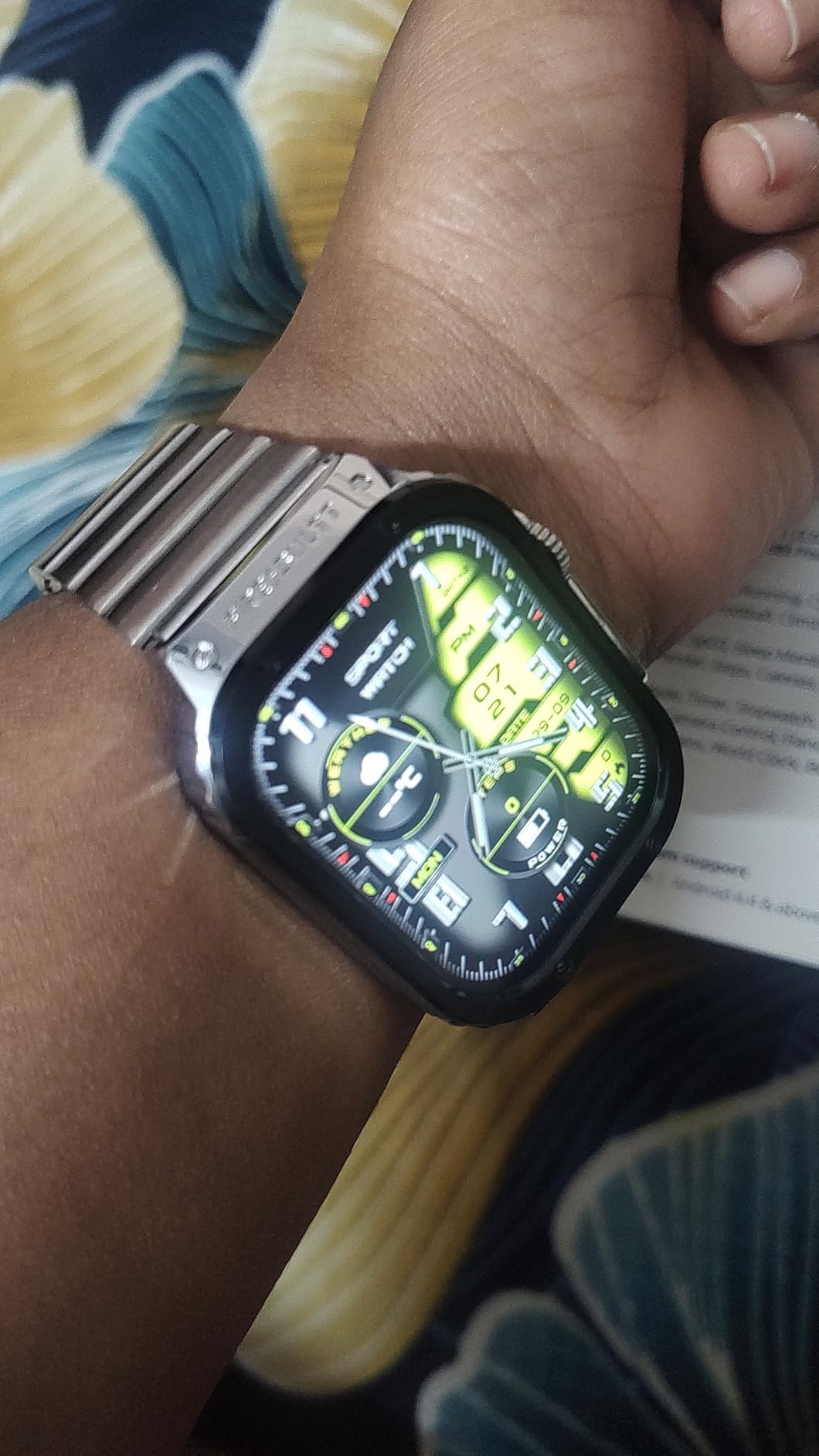 Fire-Boltt Maverick Smartwatch 51.308mm (2.02 inch) IPS Display, Luxury ...