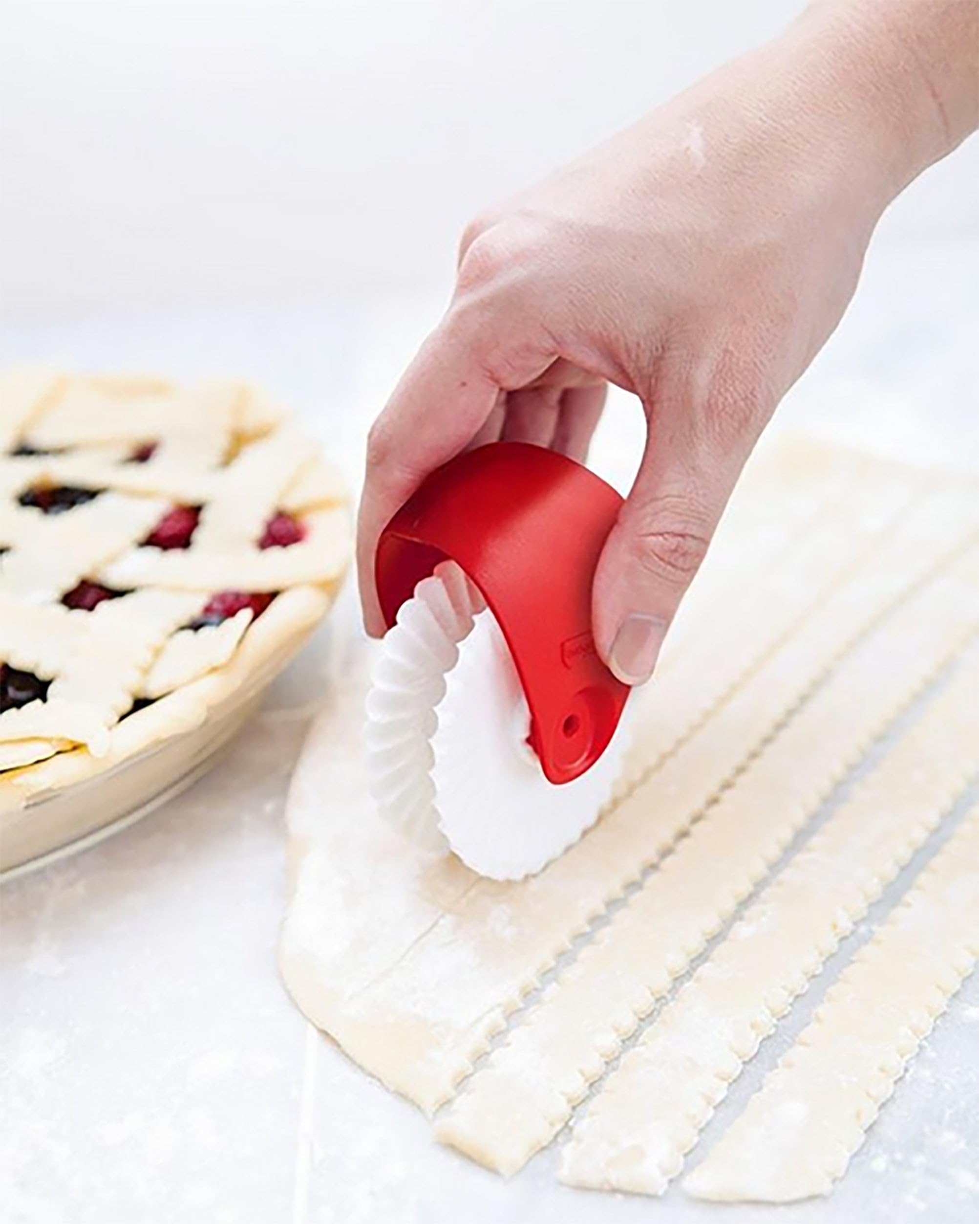 Amazon.com: Pastry Wheel Decorator and Cutter, Beautiful Pie Crust, Set ...