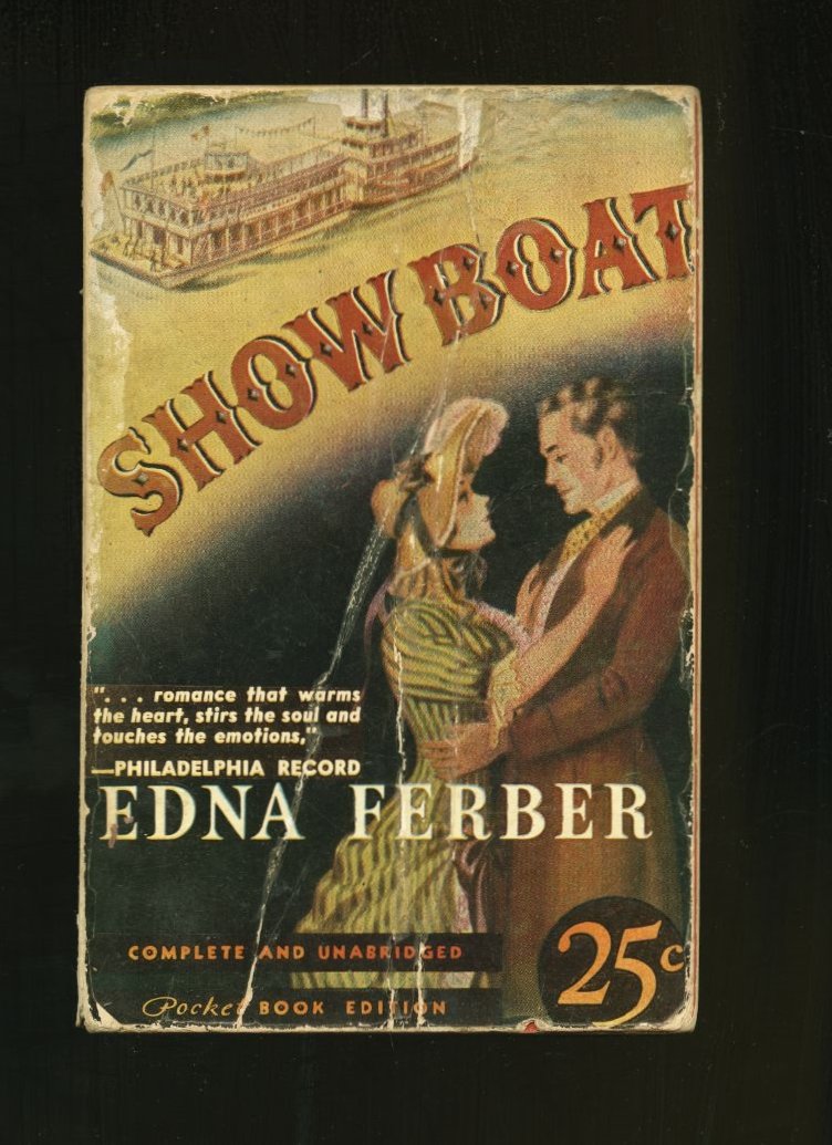 Show boat: Edna Ferber: Amazon.com: Books