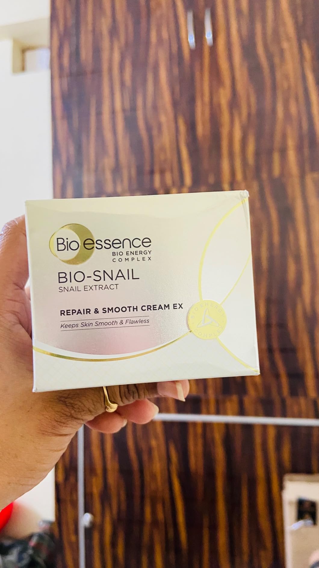 Bio Essence Bio-Snail Repair & Smooth Cream With Snail Extract (50Gm ...