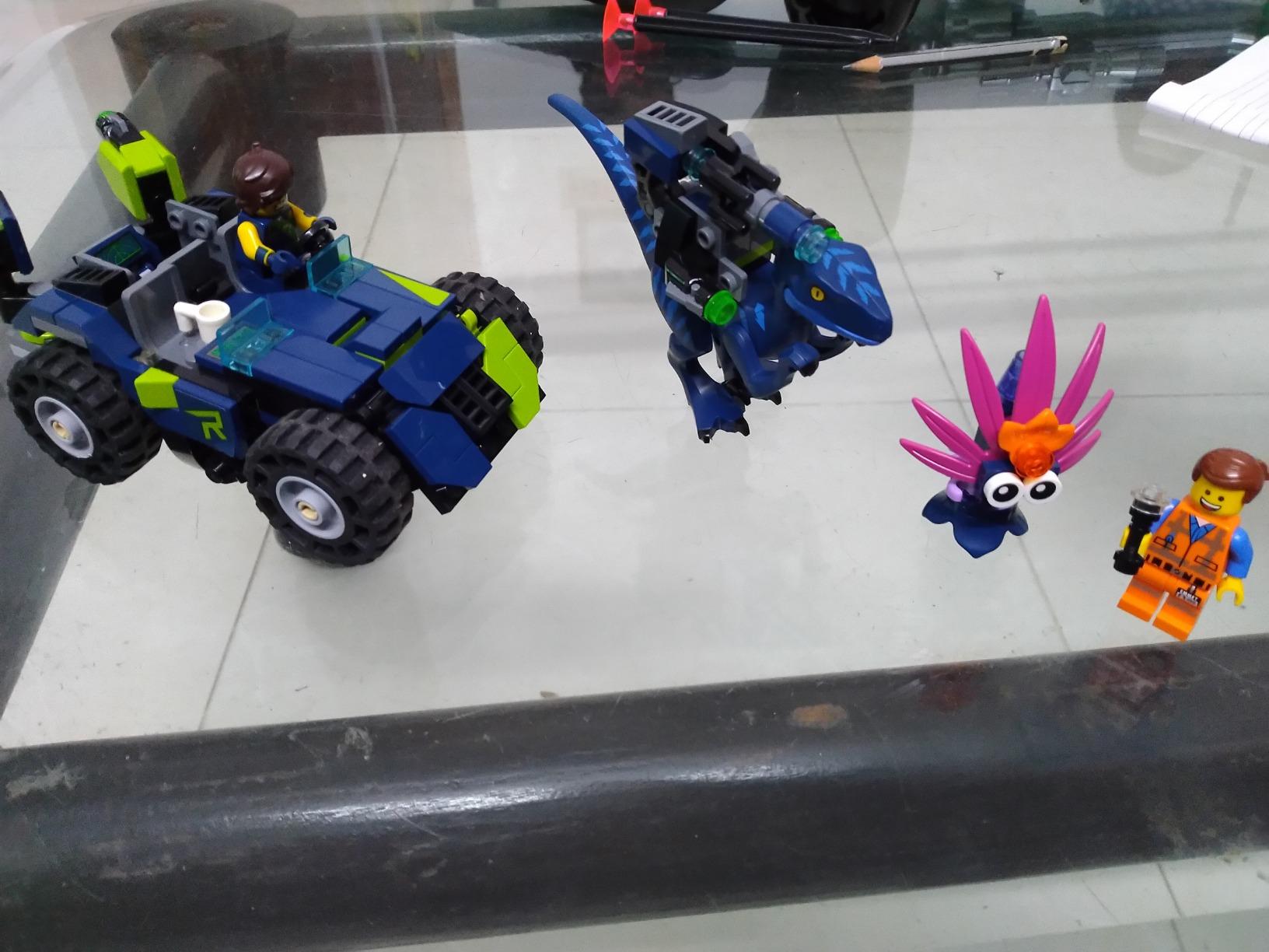LEGO The Movie 2 Rex’s Rex-treme Offroader Building Blocks (230 Pcs ...