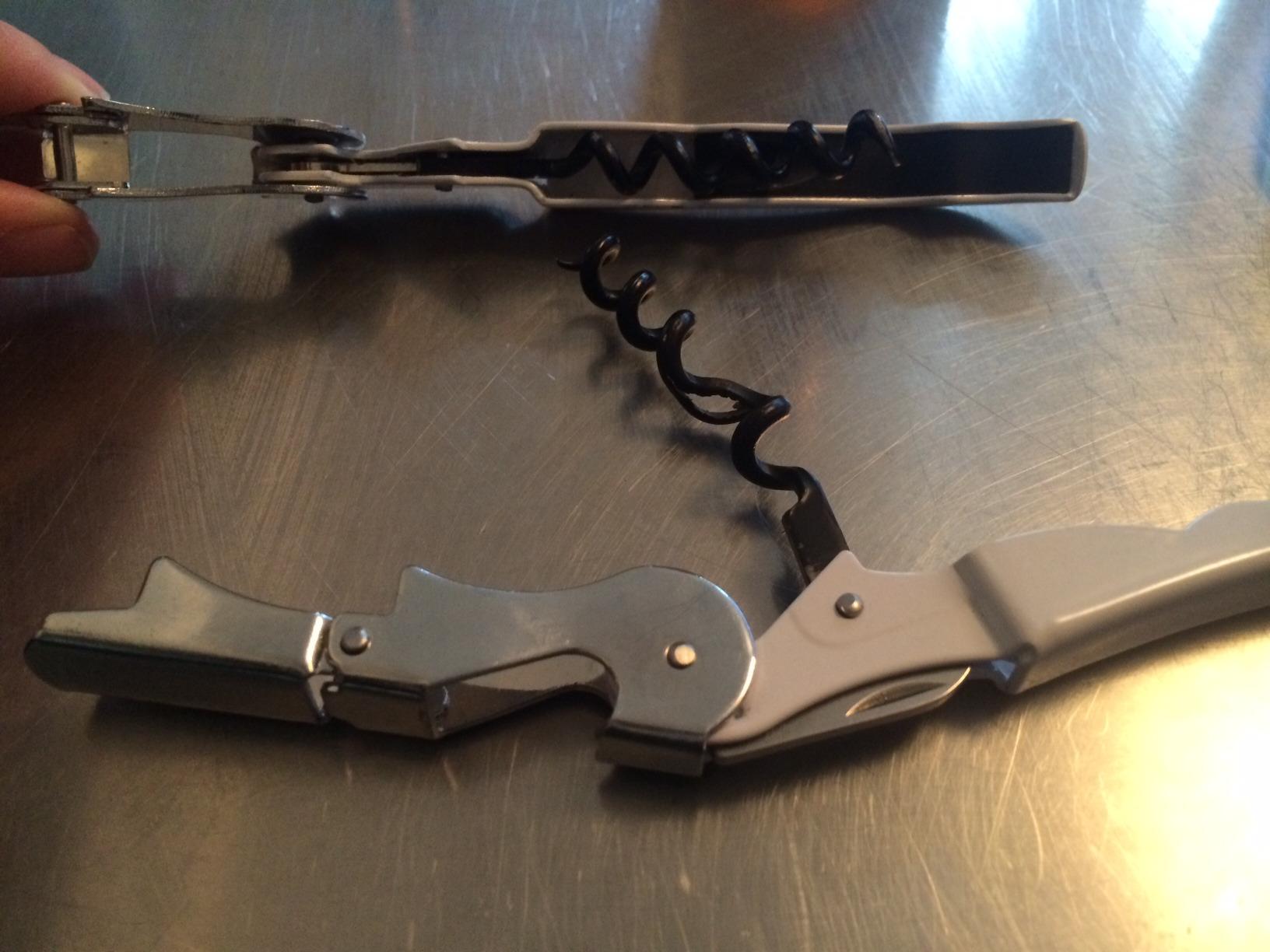 Amazon.com: Pulltap’s® Corkscrew (Genuine) (Grey): Waiter Corkscrews ...