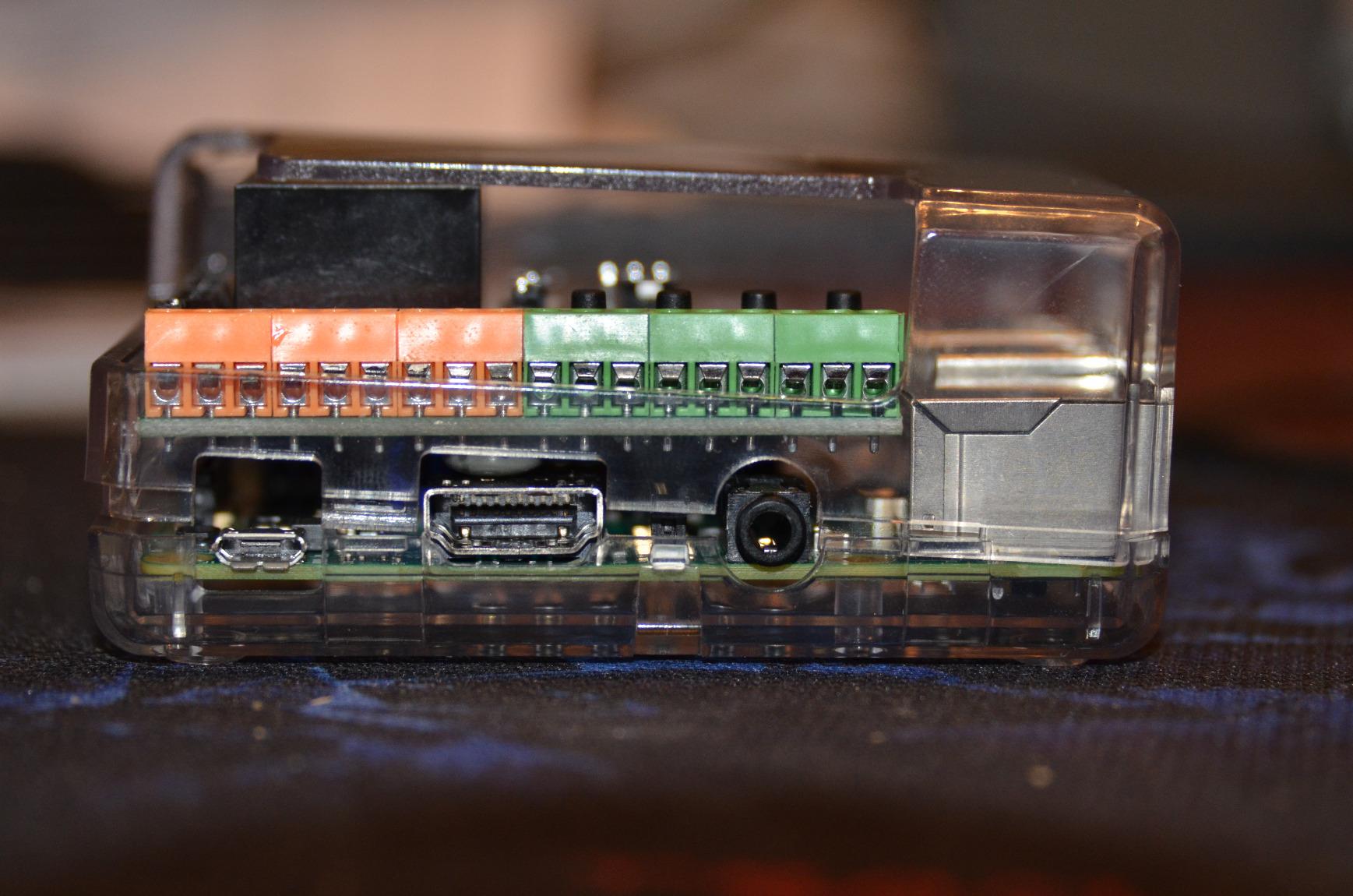 Amazon.com: SB Components Raspberry Pi 3 Model B and PiFace Digital 2 ...