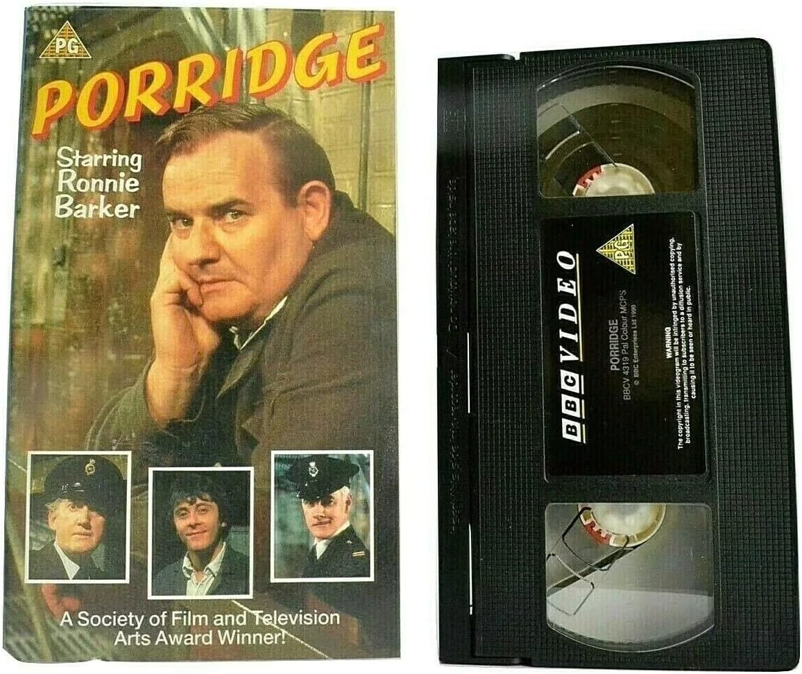 Porridge: Prisoner And Escort [VHS] : Ronnie Barker, Richard Beckinsale ...