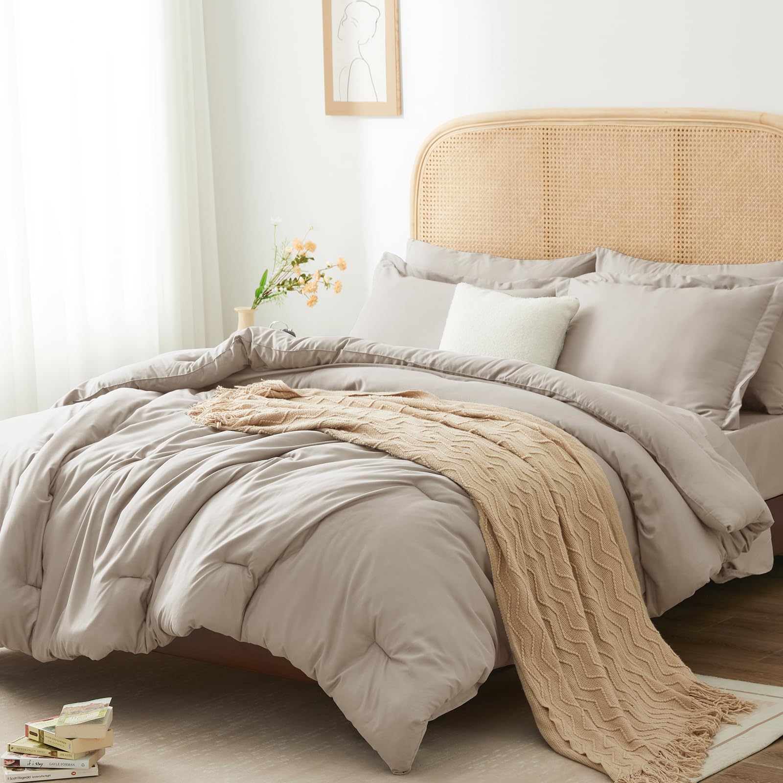 Amazon.com: HIMEET Queen Comforter Set(88"x88"),All-Season Comfort Set ...