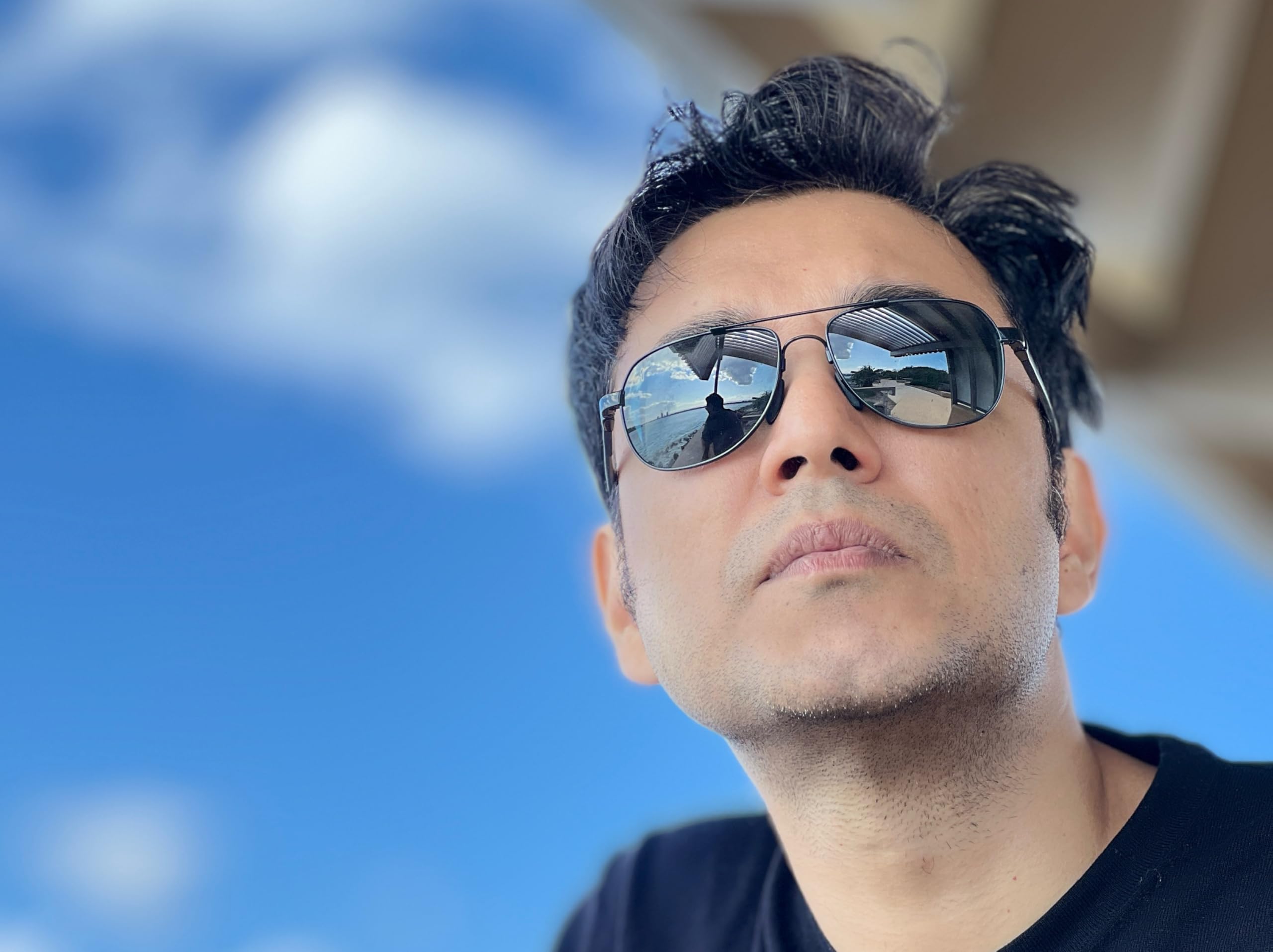 Benche Thakar Gaan song by Anupam Roy feat. Rupam Islam from Autograph (Original Motion Picture ...